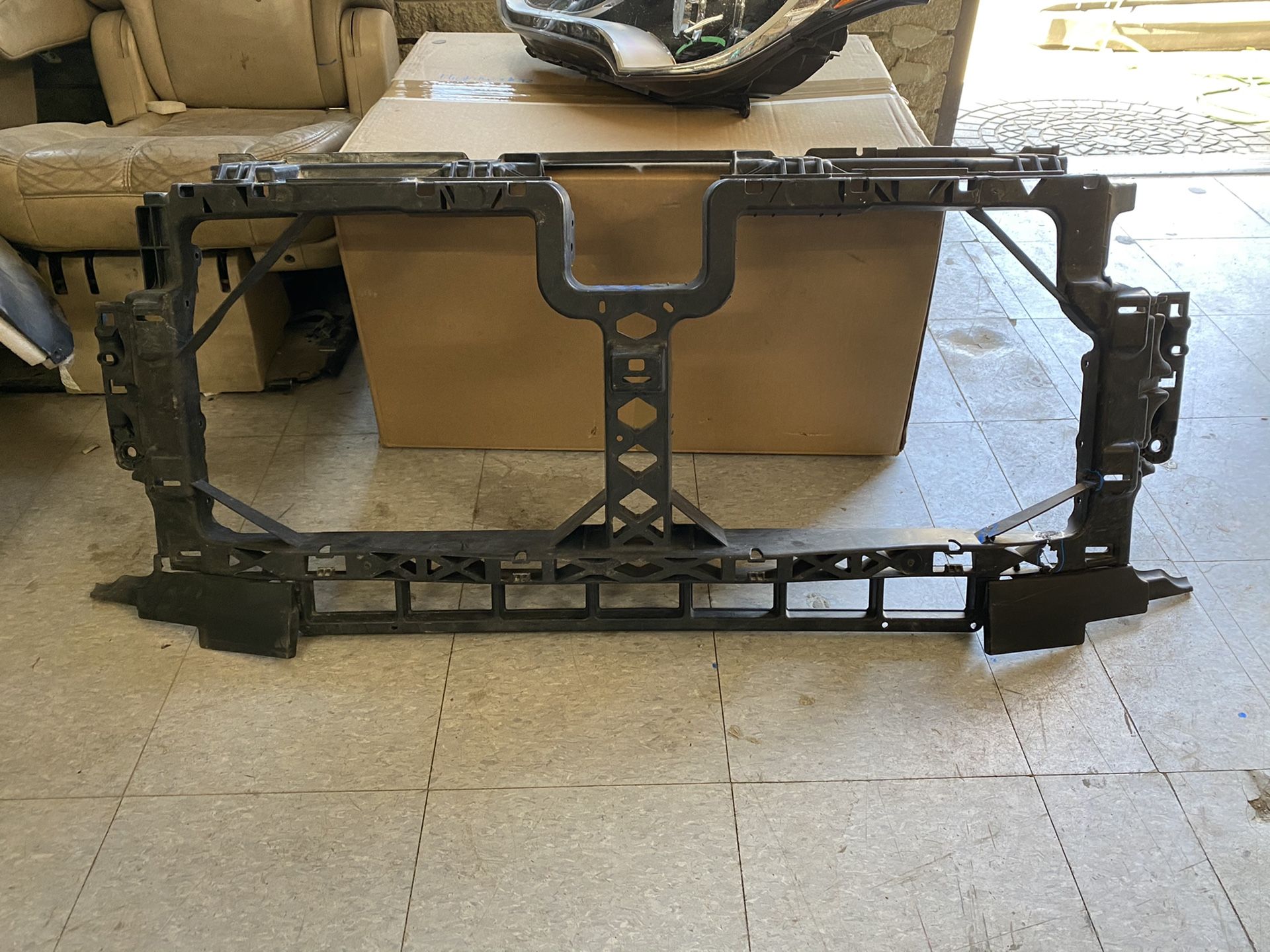 2017-2019 FORD F250 RADIATOR SUPPORT MOUNT PANEL for Sale in Grand ...