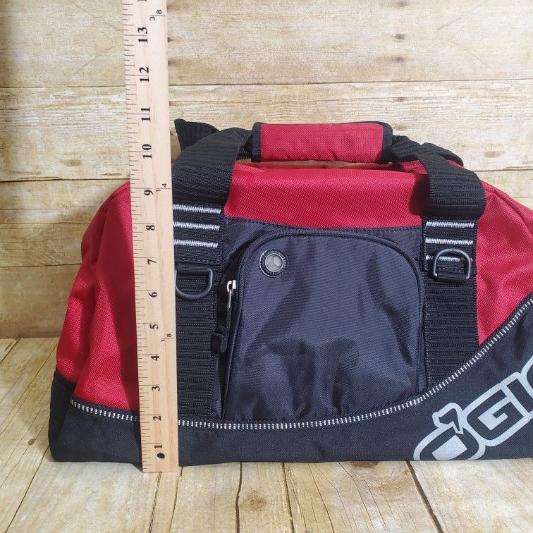 Ogio Half Dome Duffle Bag Gym Bag Pocket Adjustable Shoulder Strap Red ...