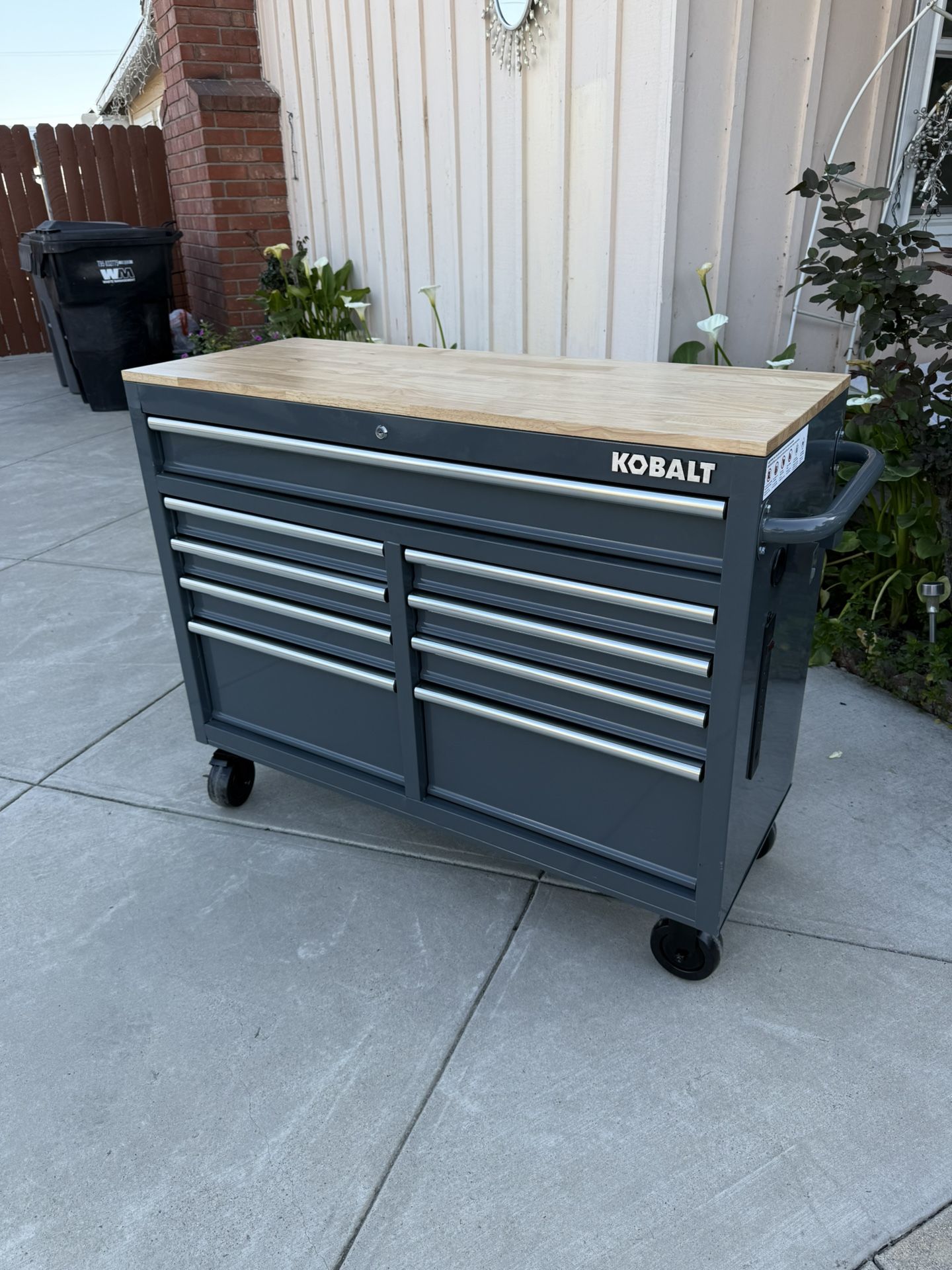 KOBALT WORK BENCH for Sale in West Covina, CA - OfferUp