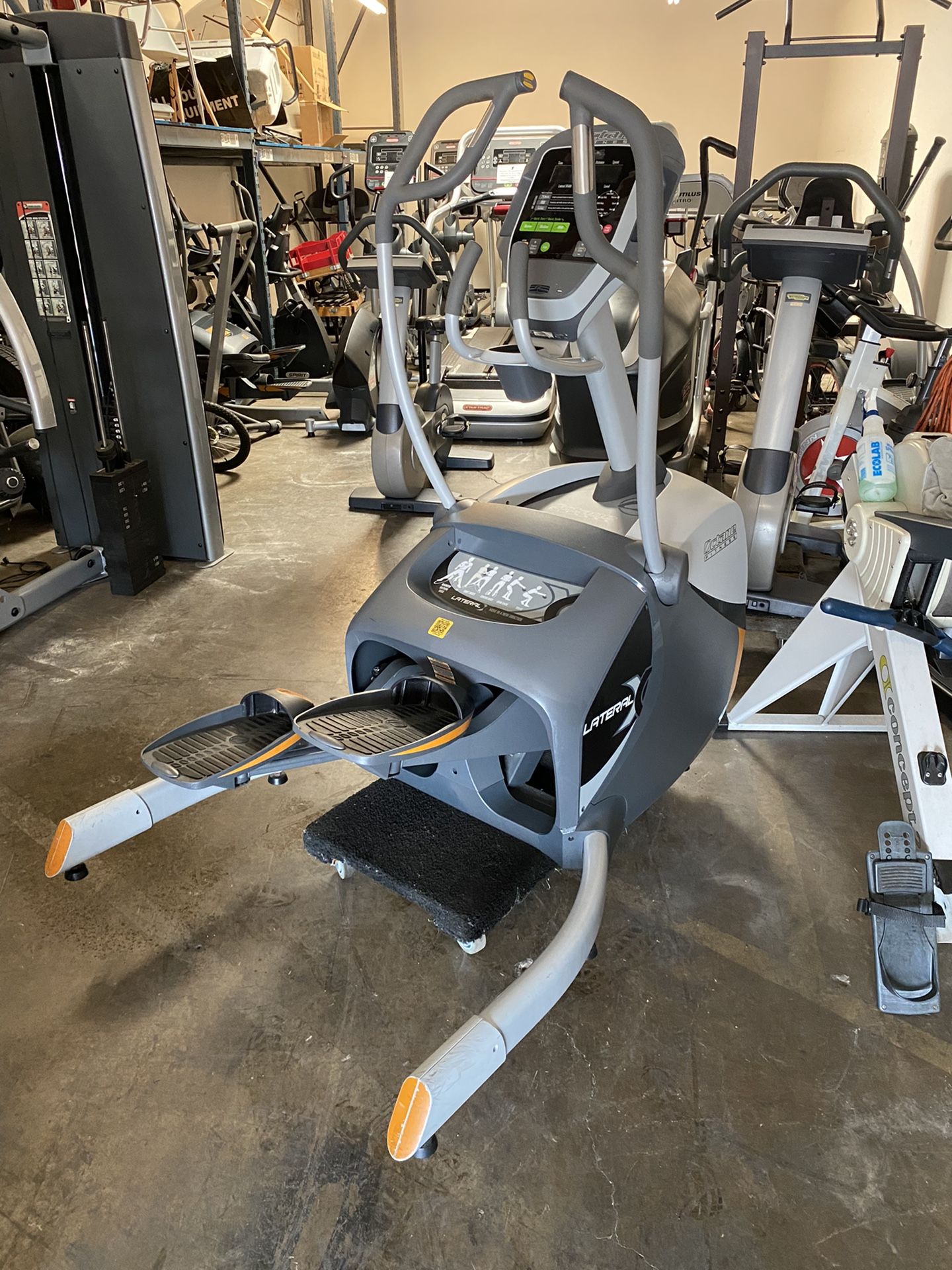 Octane Fitness Lateral Elliptical , Commercial Cardio Equipment for ...