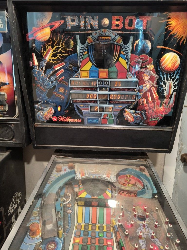 Classic Pinball Machines, RoboCop & Pinbot for Sale in Valley Center ...