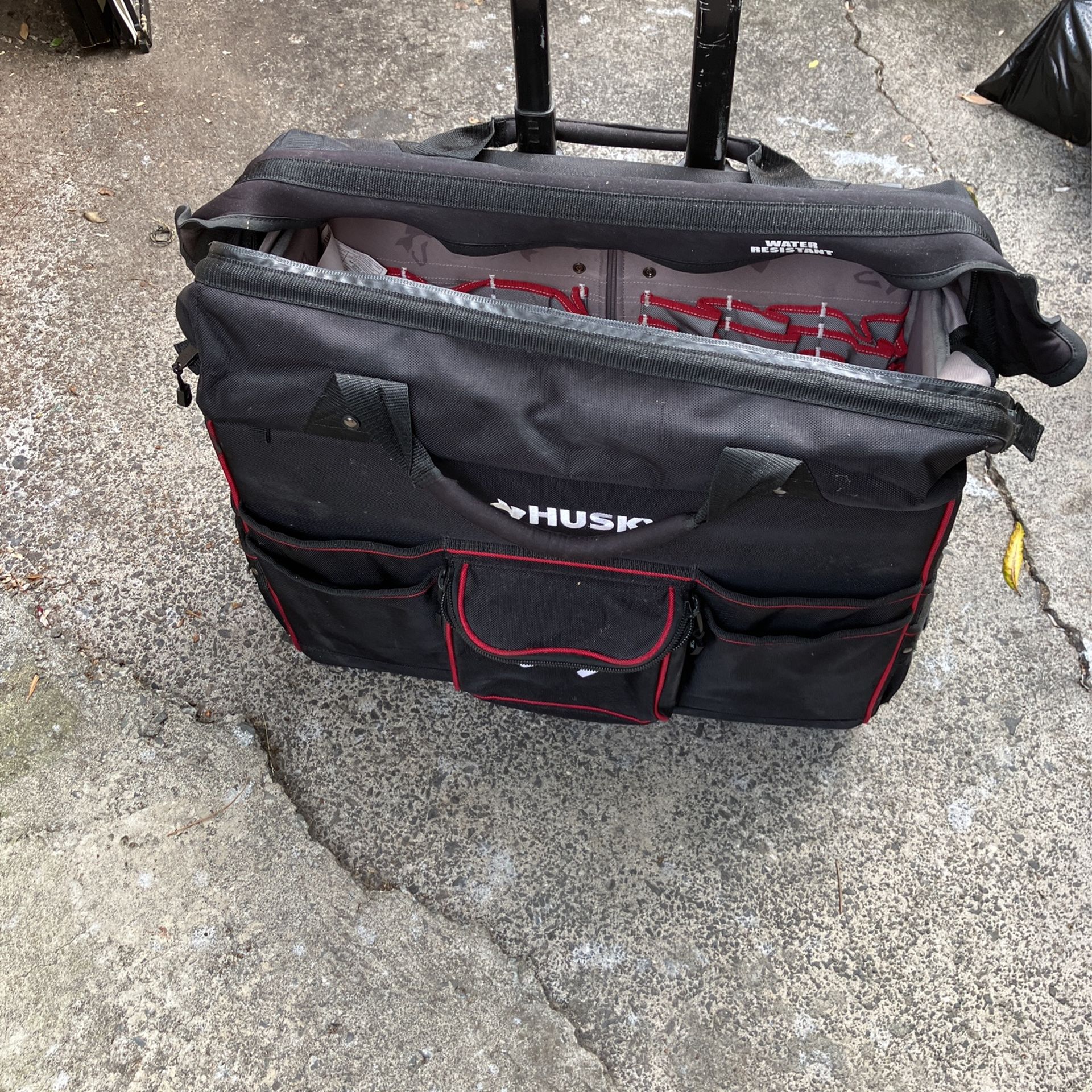 Large Husky Rolling Tool Bag for Sale in Honolulu, HI - OfferUp