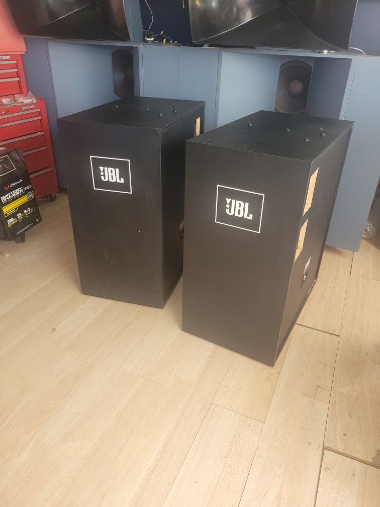 JBL Dual 15 Inch Cabinets. Model 5739 for Sale in Anaheim, CA - OfferUp