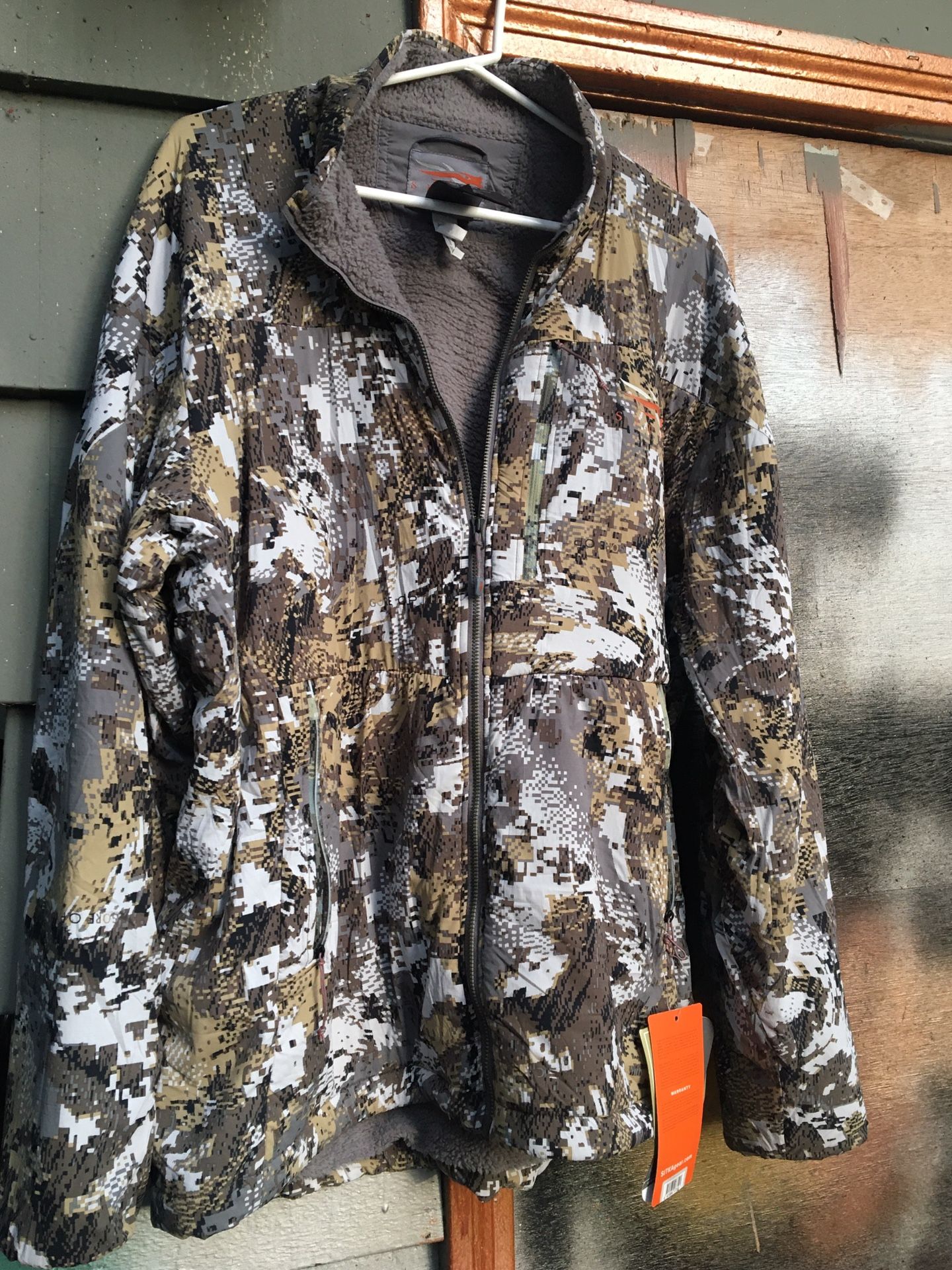 Sitka Gore Optifade Concealment Ambient Mens Jacket Size: XL for Sale ...