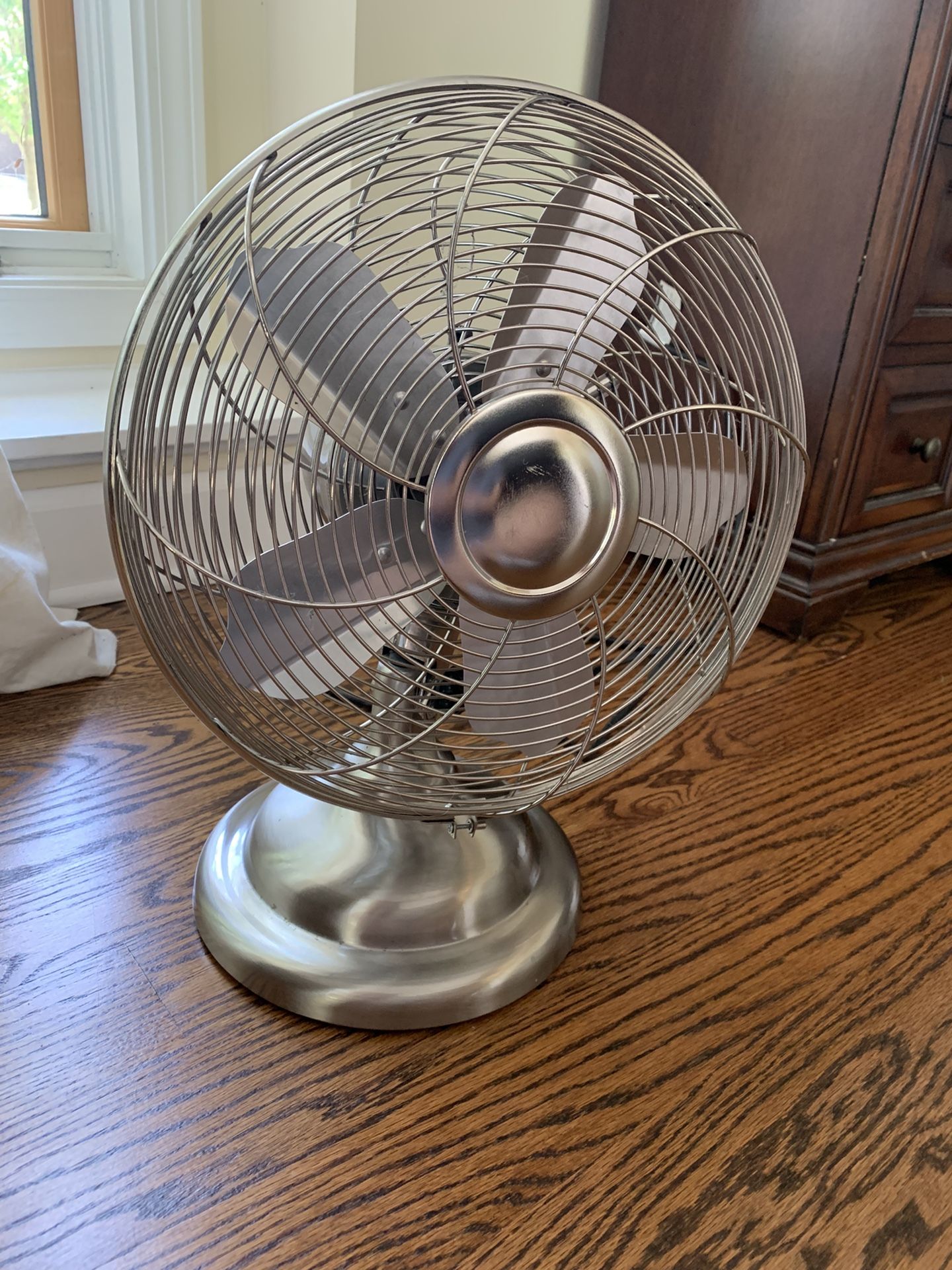 Retro Desk Fan