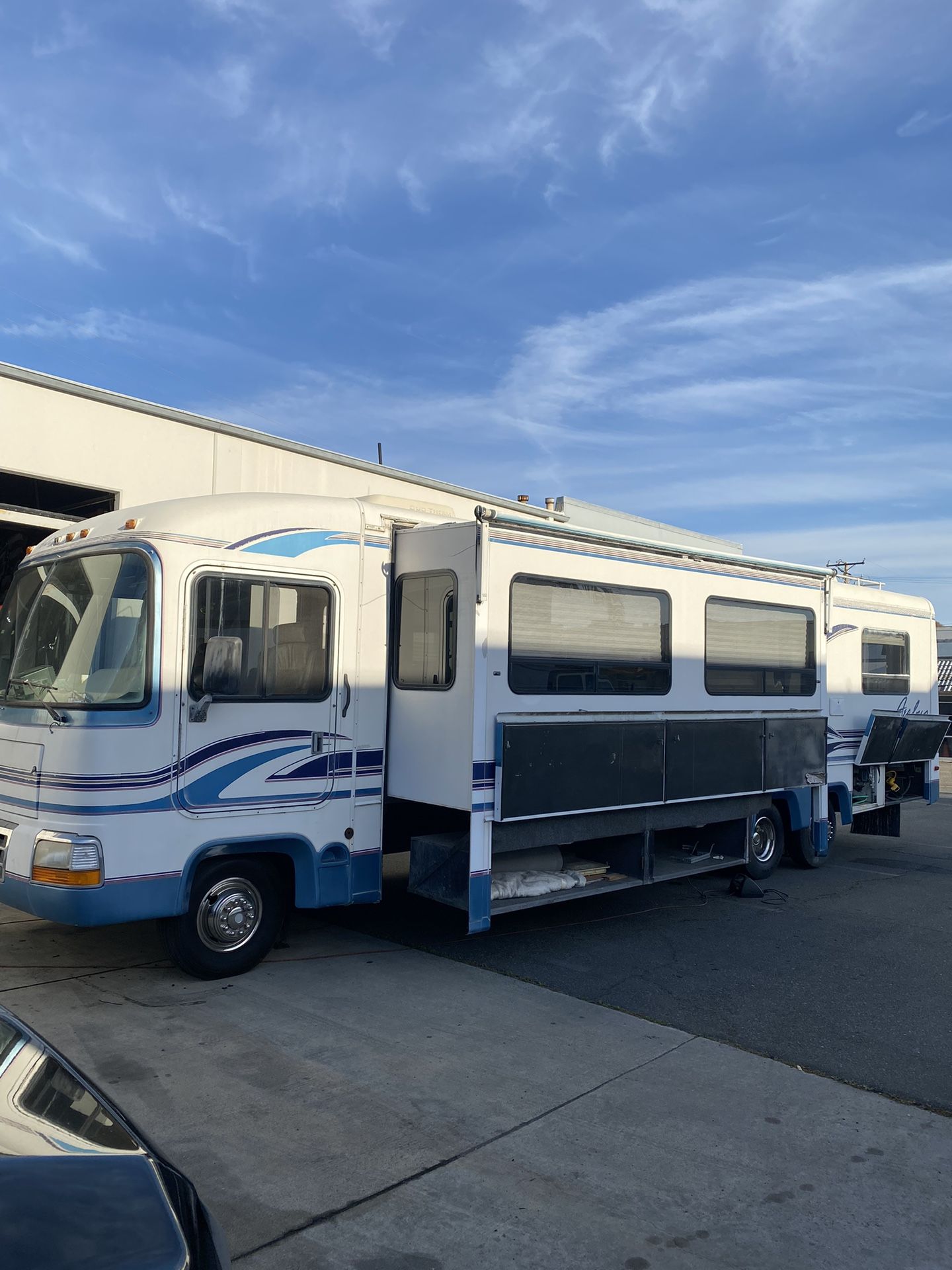 Rv Motorhome Ford 38’ Rexhall Aerbus for Sale in Orange, CA - OfferUp