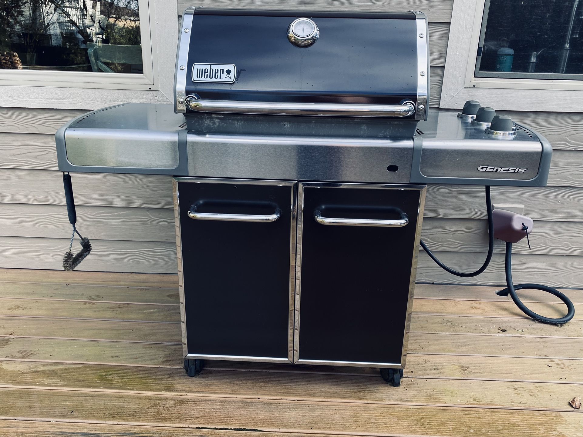 Weber Genesis Propane Grill for Sale in Gig Harbor, WA - OfferUp