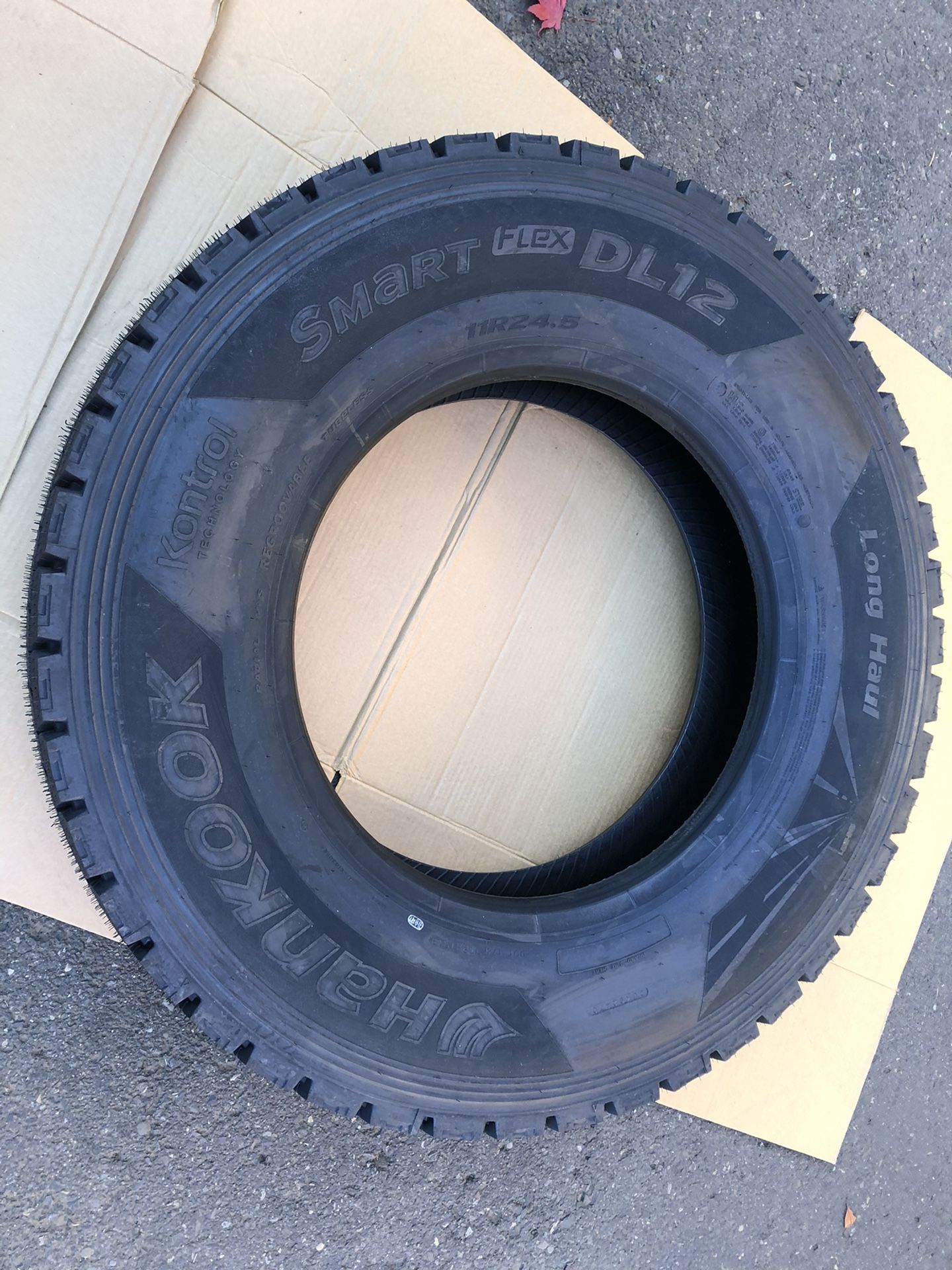 Hankook Smartflex DL12 11R24.5 for Sale in Vancouver, WA - OfferUp