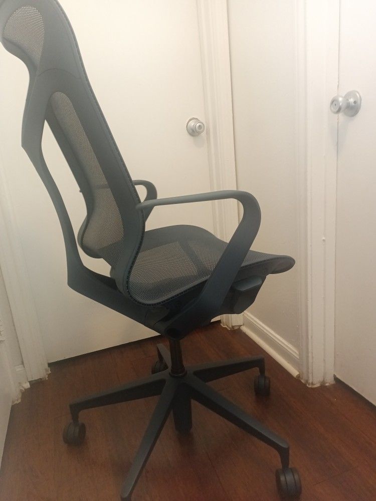 Herman Miller Cosm Ergonomic Task Chair for Sale in Houston, TX - OfferUp