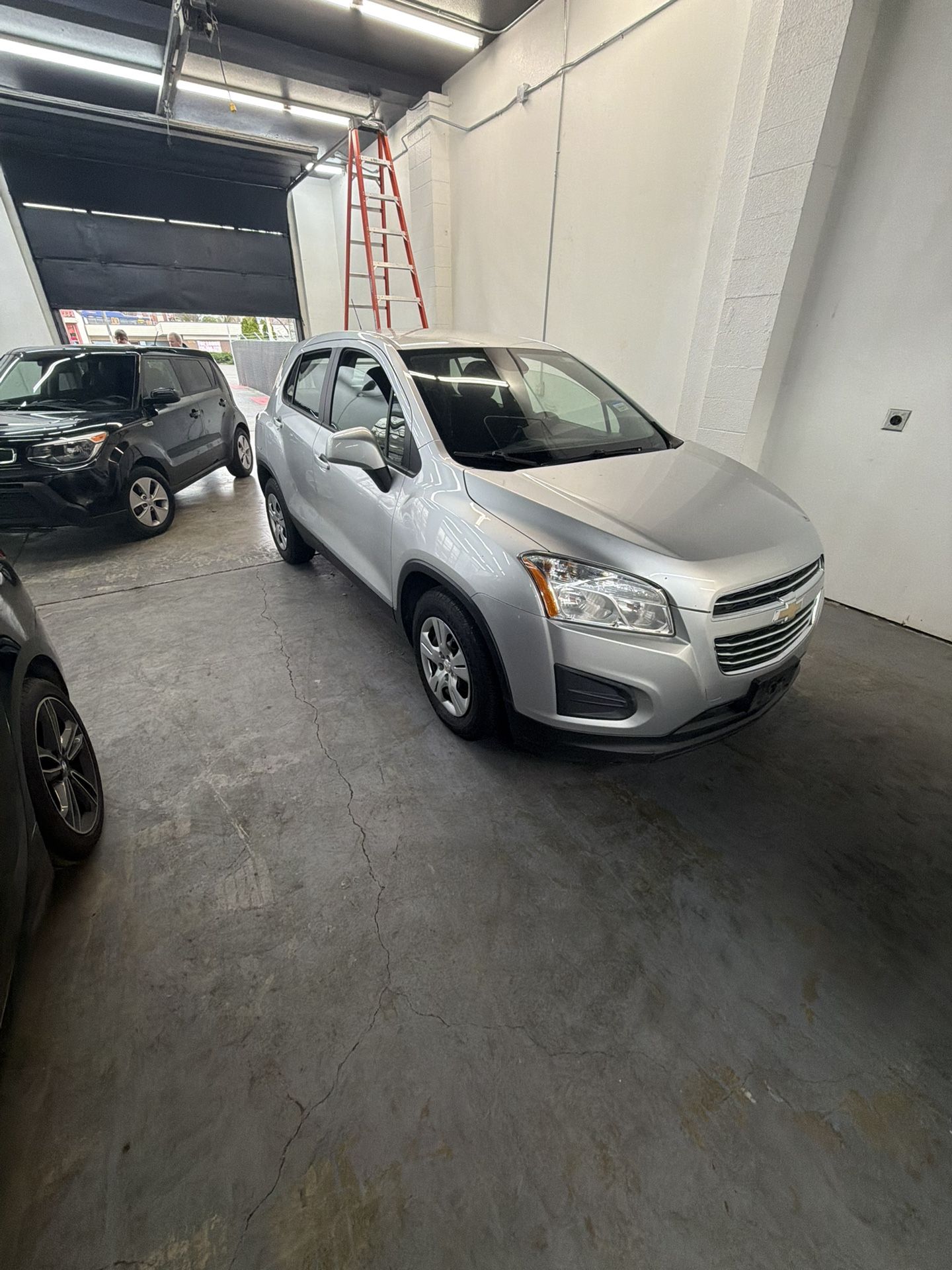 Chevy Trax Ls for Sale in Kent, WA - OfferUp