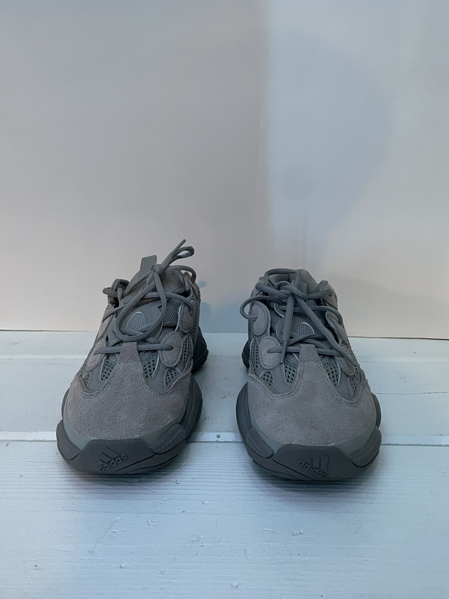 Yeezy 500 Ash Grey Size 10 for Sale in Cranston, RI - OfferUp