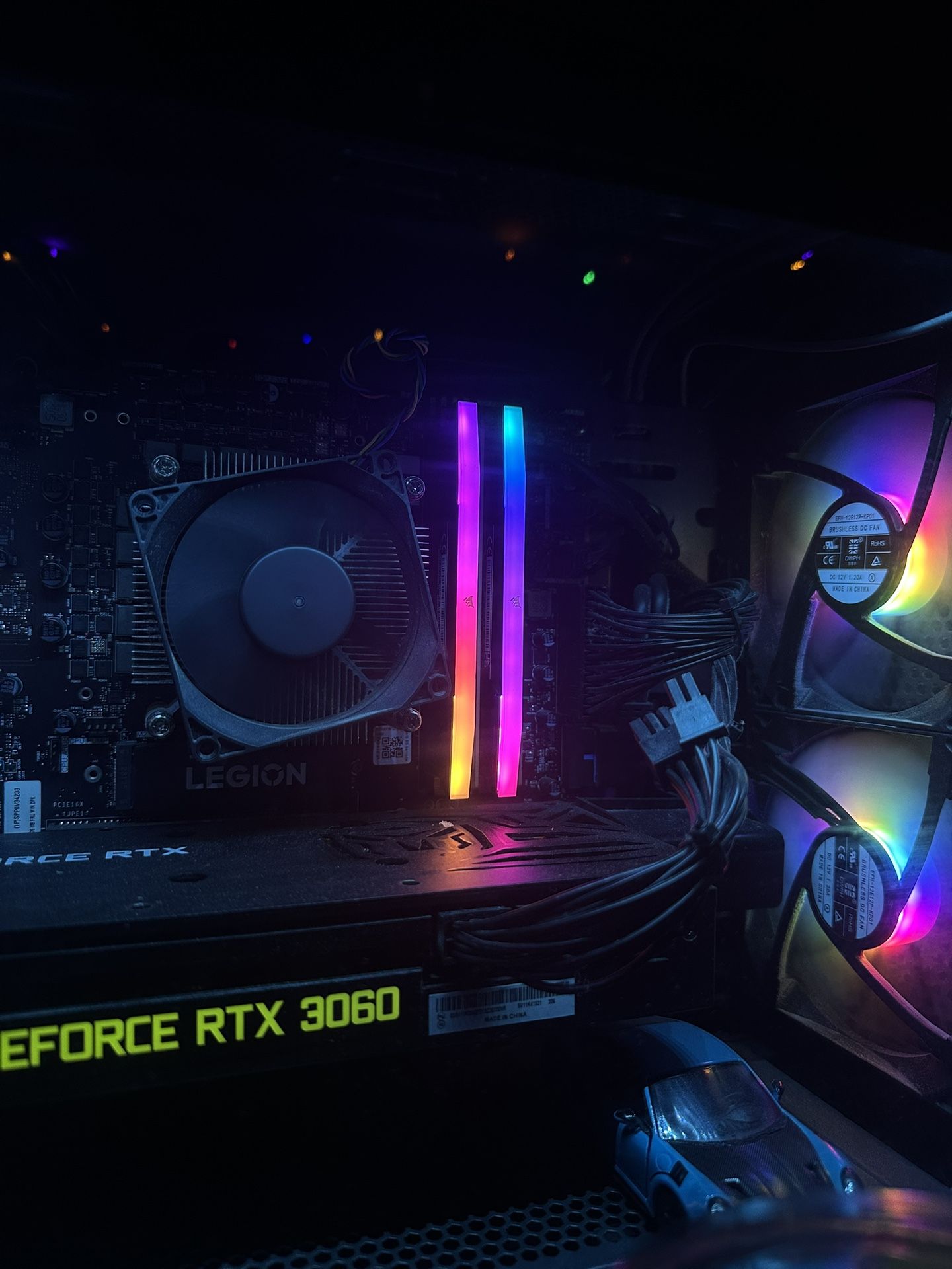 DDR5 Cosair Vengeance 32gb 16x2 for Sale in San Bernardino, CA - OfferUp