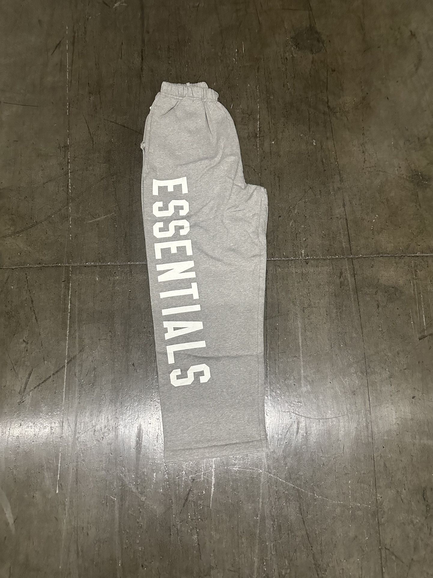 PACSUN X ESSENTIAL UNCUFFED SWEATS for Sale in Chino Hills, CA - OfferUp