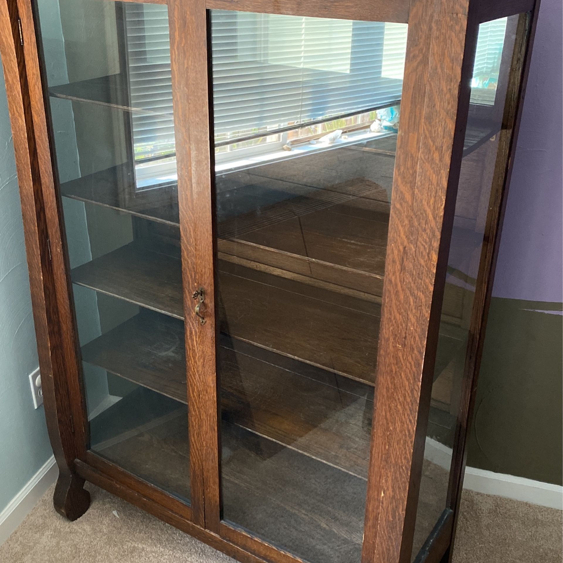 Antique Display Case for Sale in Kirkland, WA - OfferUp