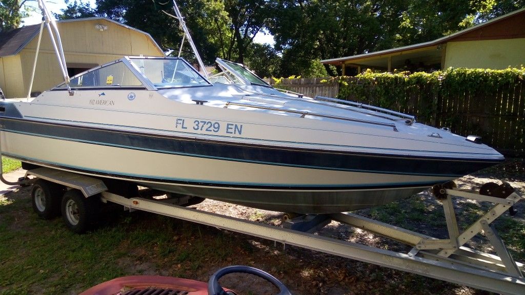 1985 Wellcraft cuddy cabin 19 ft for Sale in Brandon, FL - OfferUp