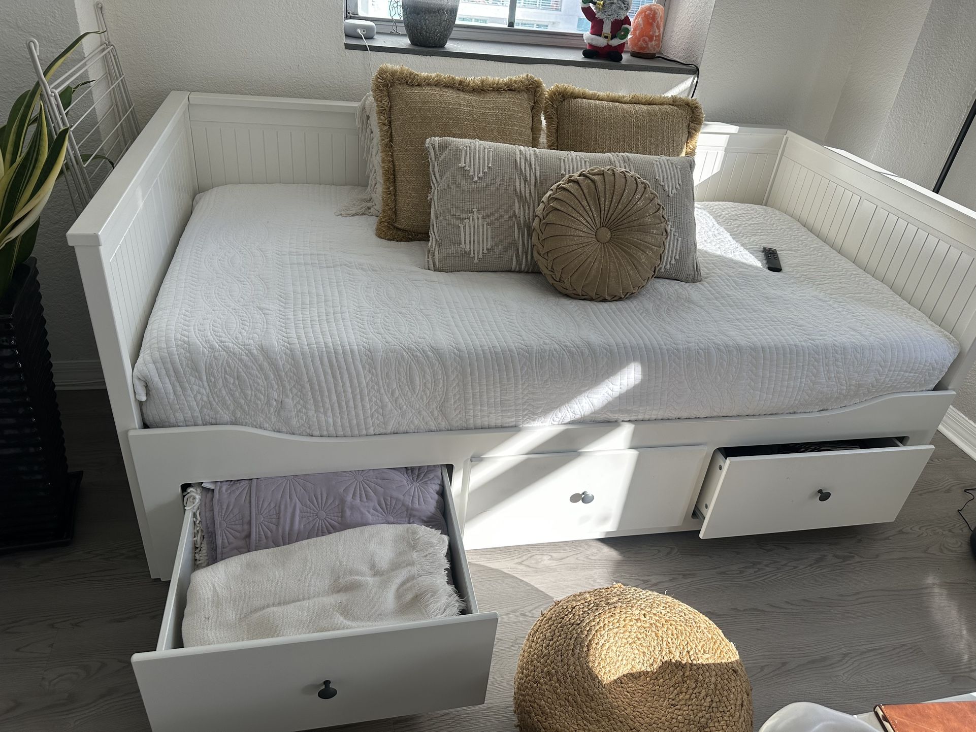 Daybed for Sale in Miami, FL - OfferUp