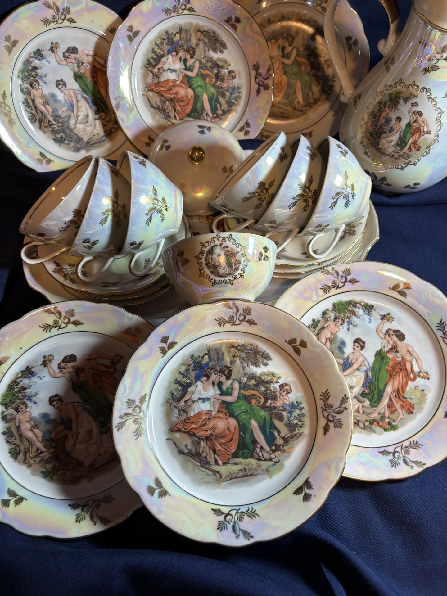 Vintage KAHLA Tea/Coffee Set Made In GDR for Sale in Maple Valley, WA - OfferUp