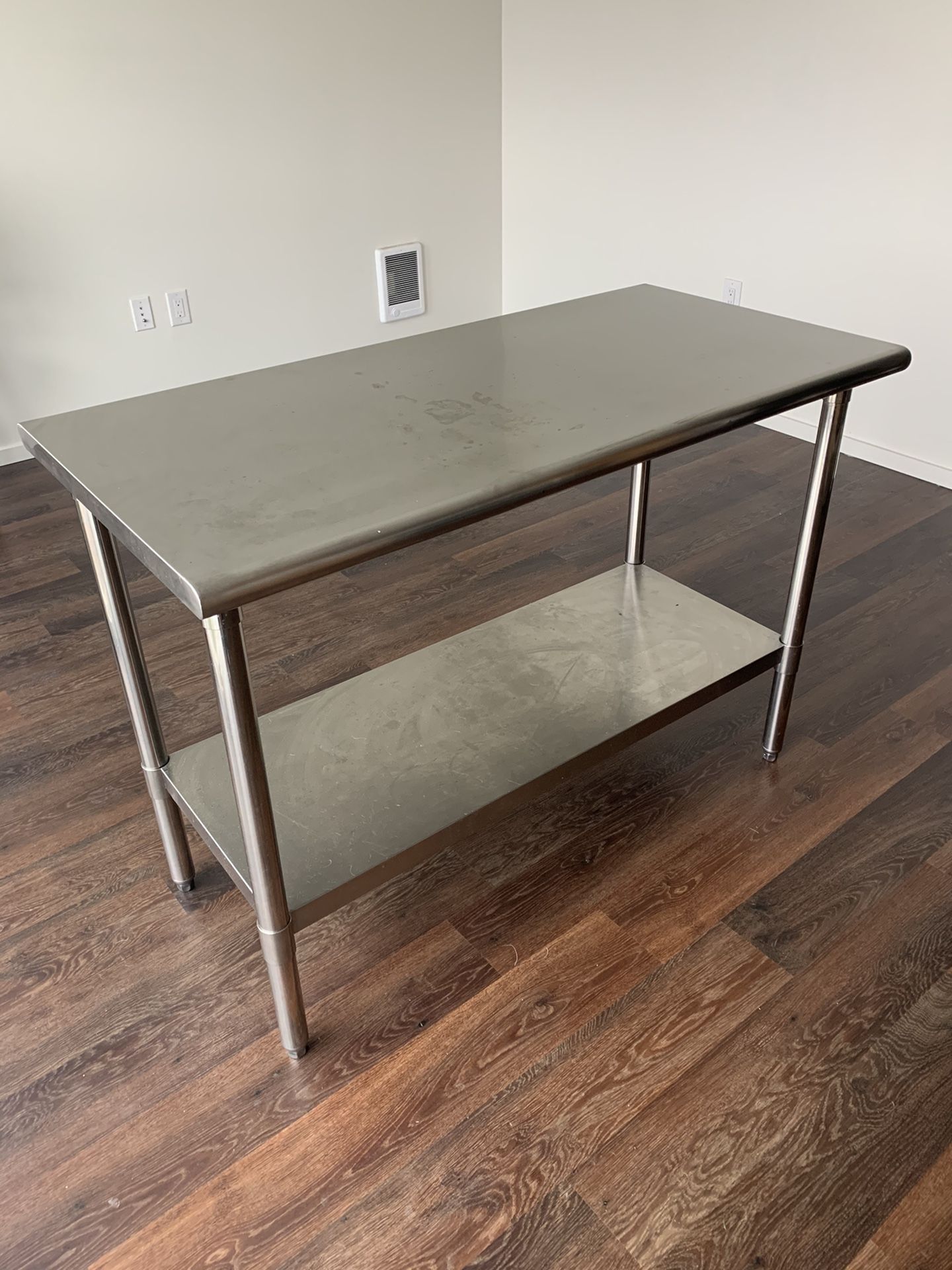 ULINE Stainless Steel Kitchen Worktable for Sale in Seattle, WA - OfferUp