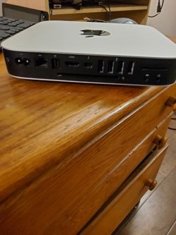 Mac Mini/Logic Pro/GarageBand/Final Cut Pro X/Final Draft/Adobe CS6 ...