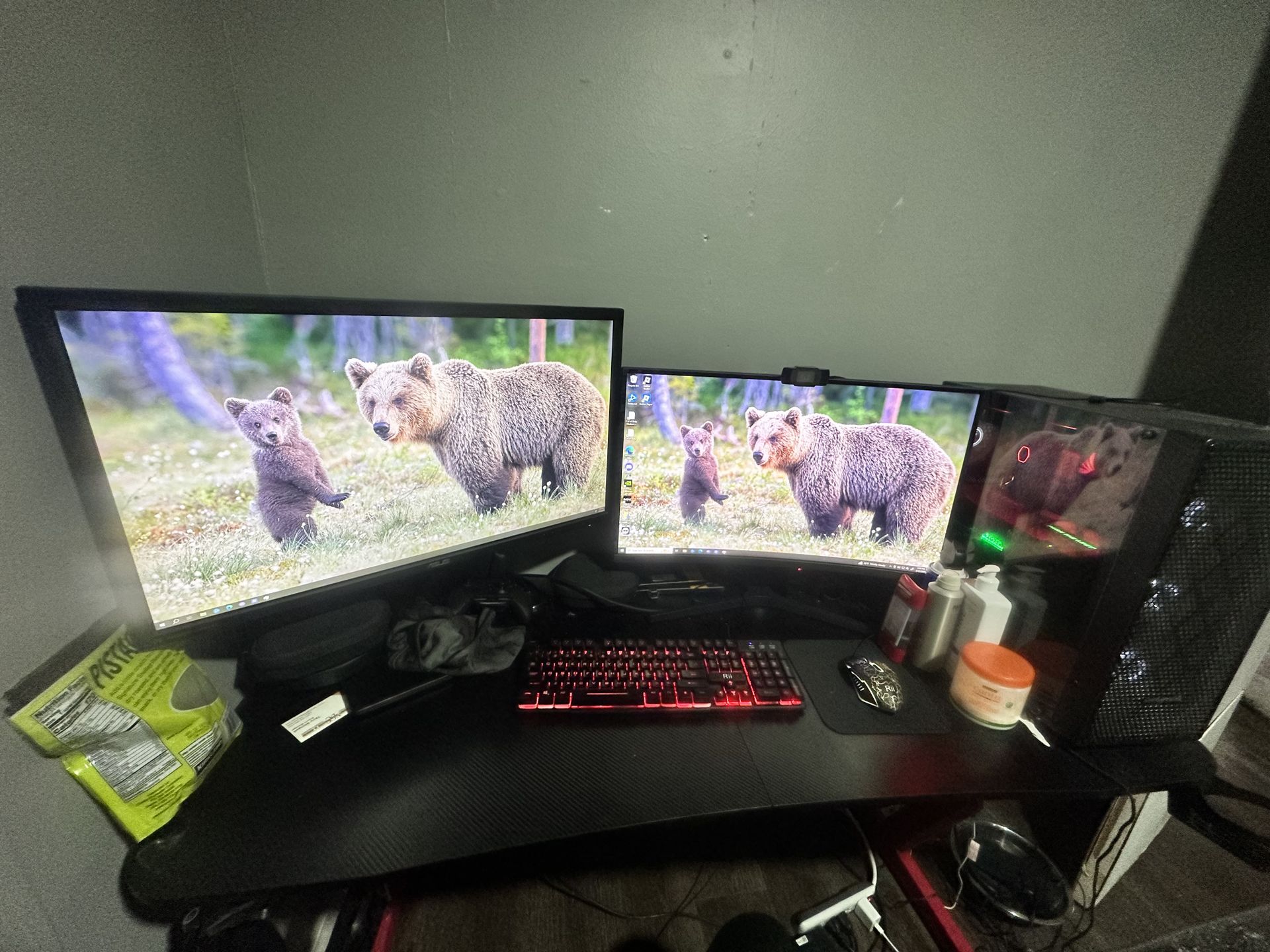 PC and setup for Sale in Seatac, WA - OfferUp