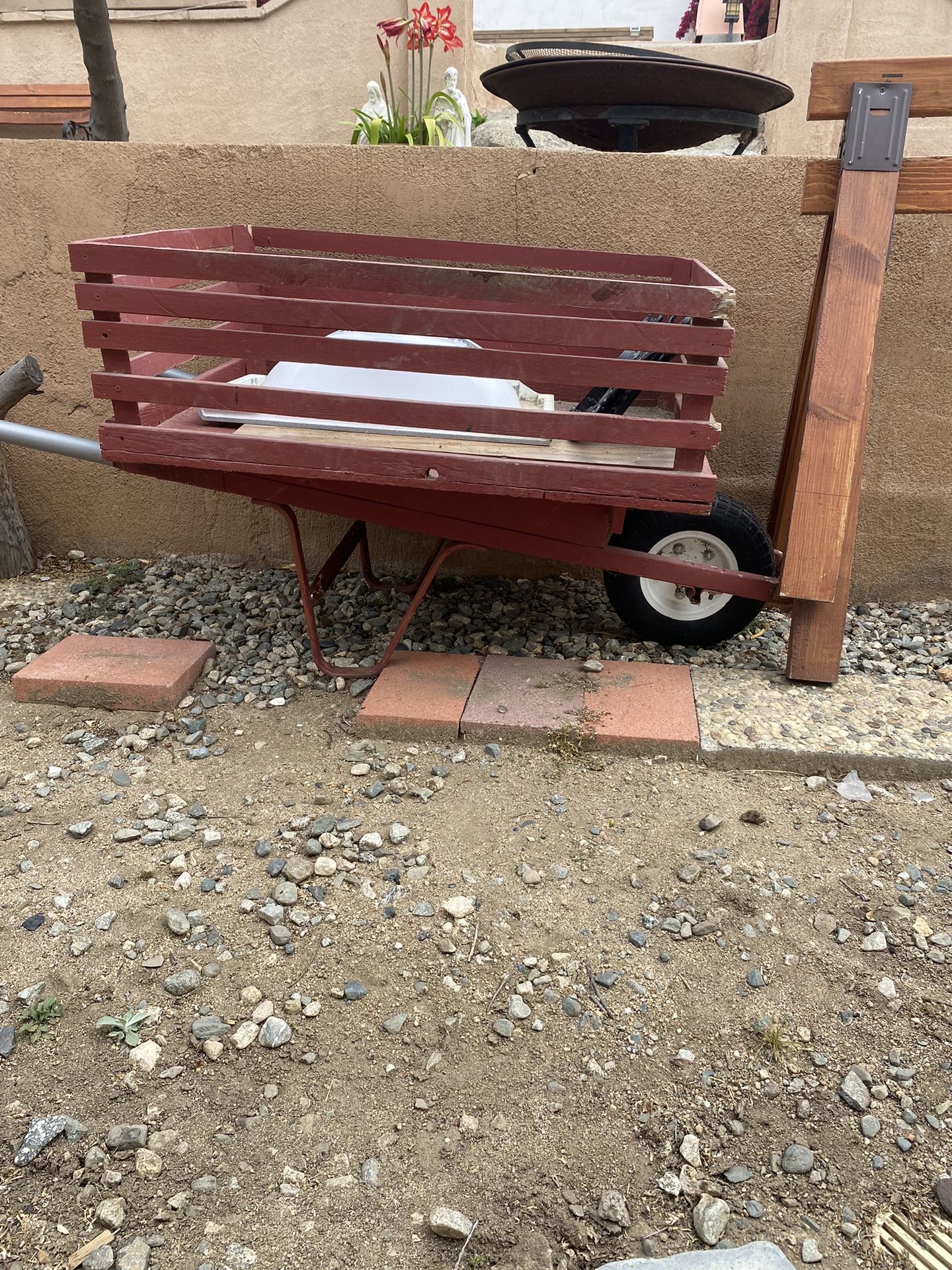 Wheel Barrel Cart for Sale in Fontana, CA - OfferUp