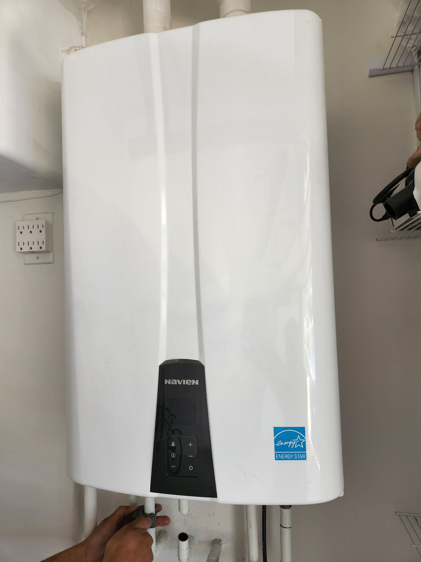 Navien tankless 240A With recirculation for Sale in Santa Ana, CA - OfferUp