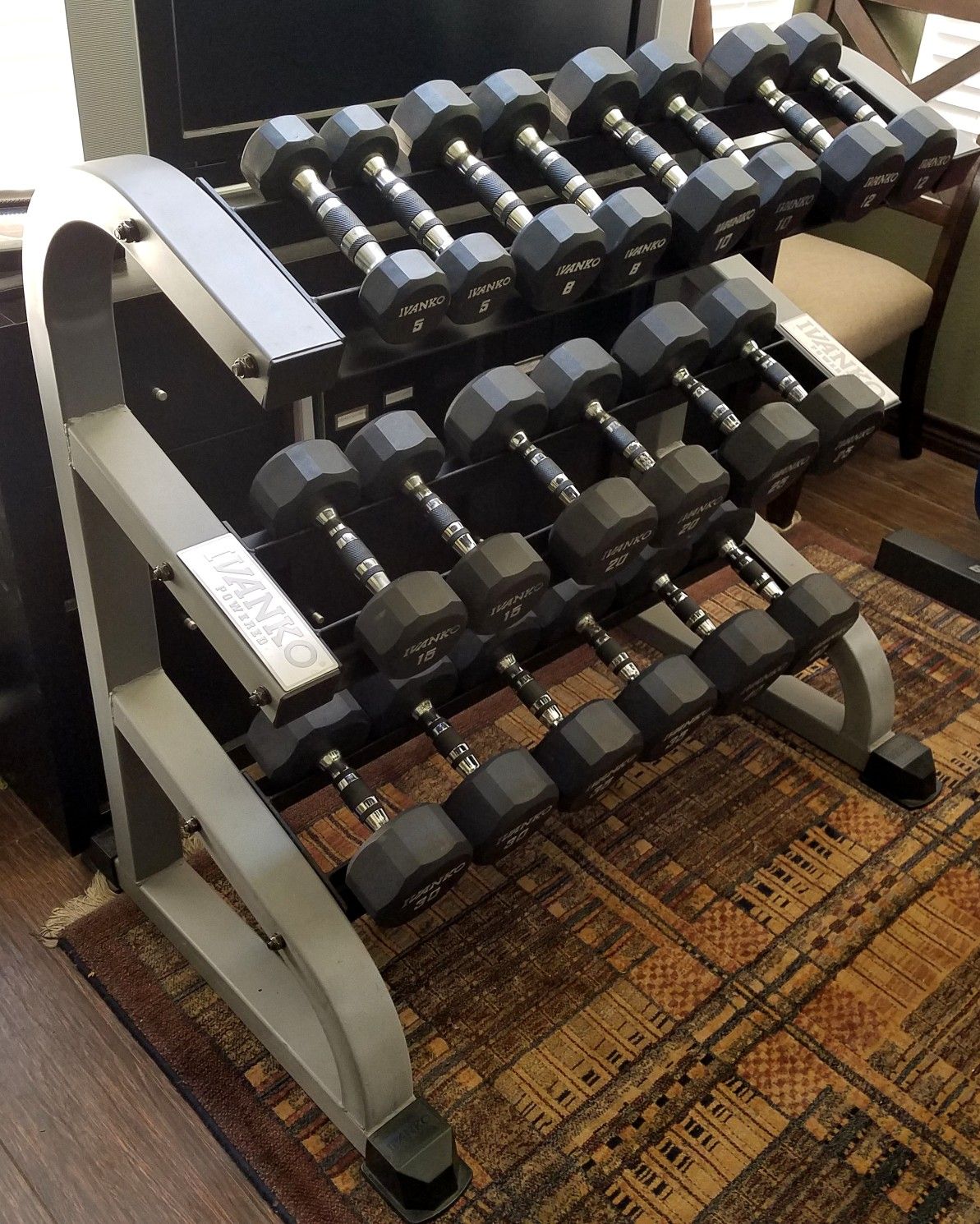 Ivanko dumbbell set 5lbs - 40lbs for Sale in Riverside, CA - OfferUp