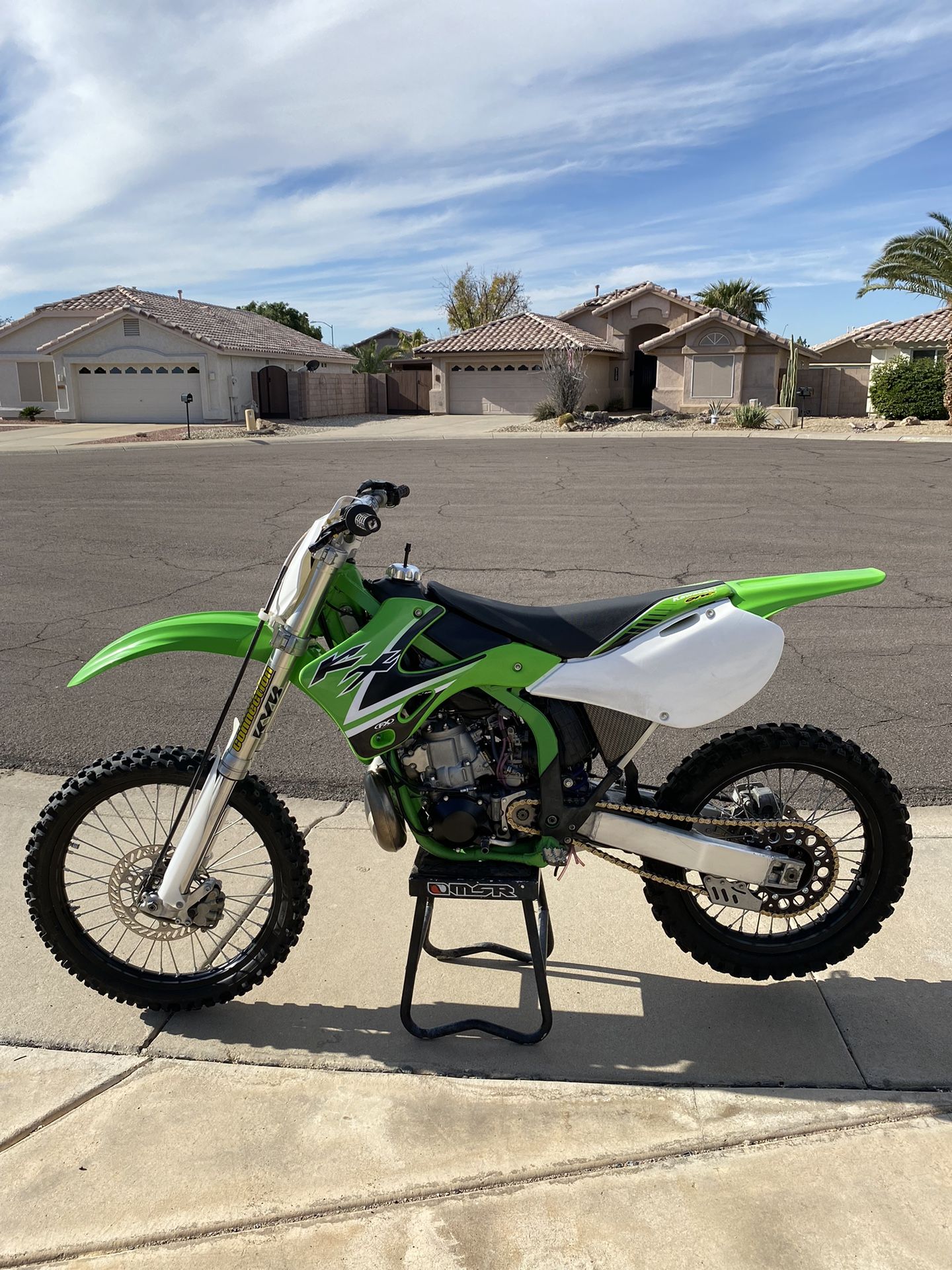 1999 Kawasaki Kx250 2 Stroke. New! for Sale in Peoria, AZ - OfferUp