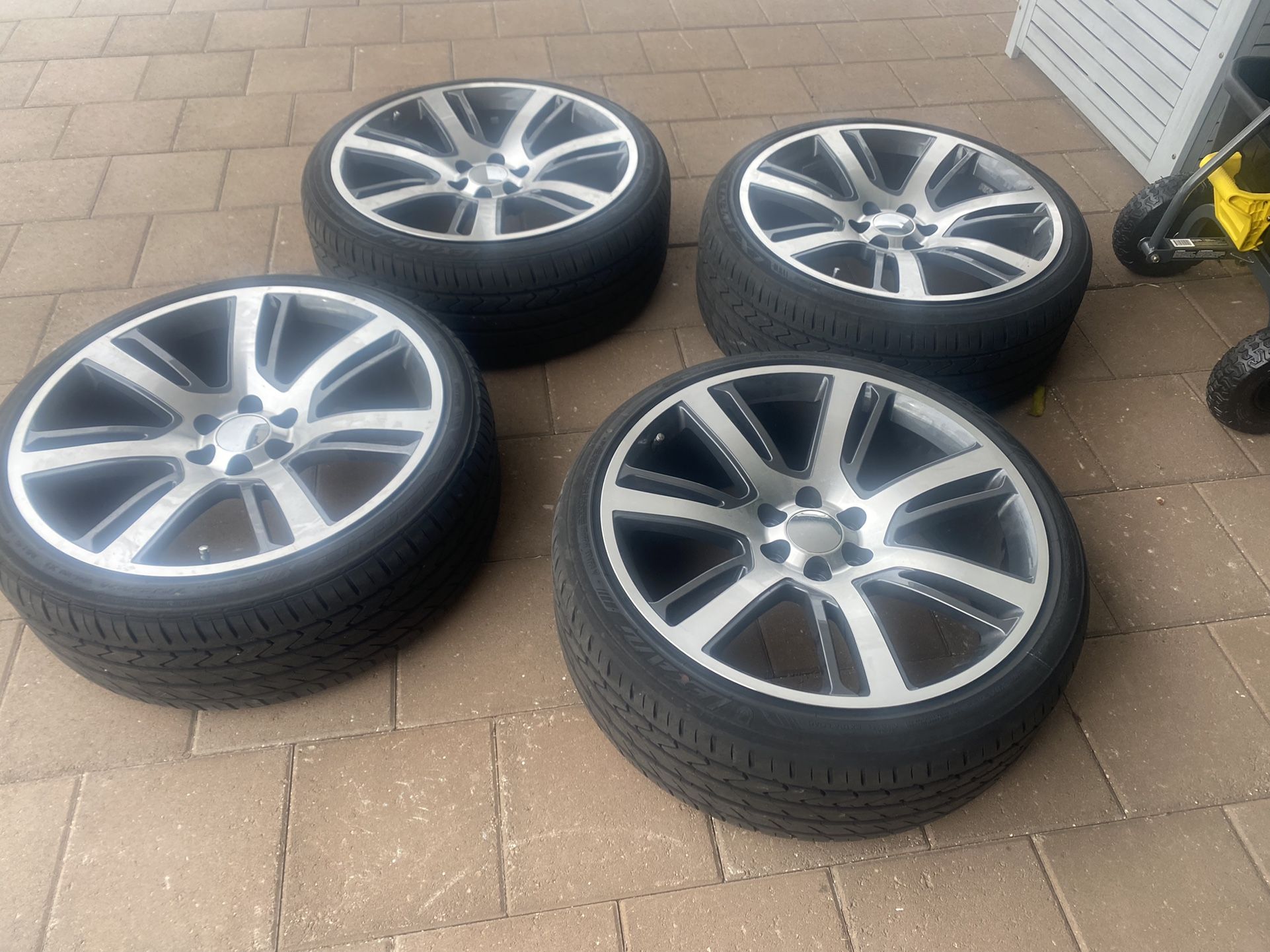 Chevy Silverado Yukon Dinali six lug 24 inch wheels for Sale in Miami ...