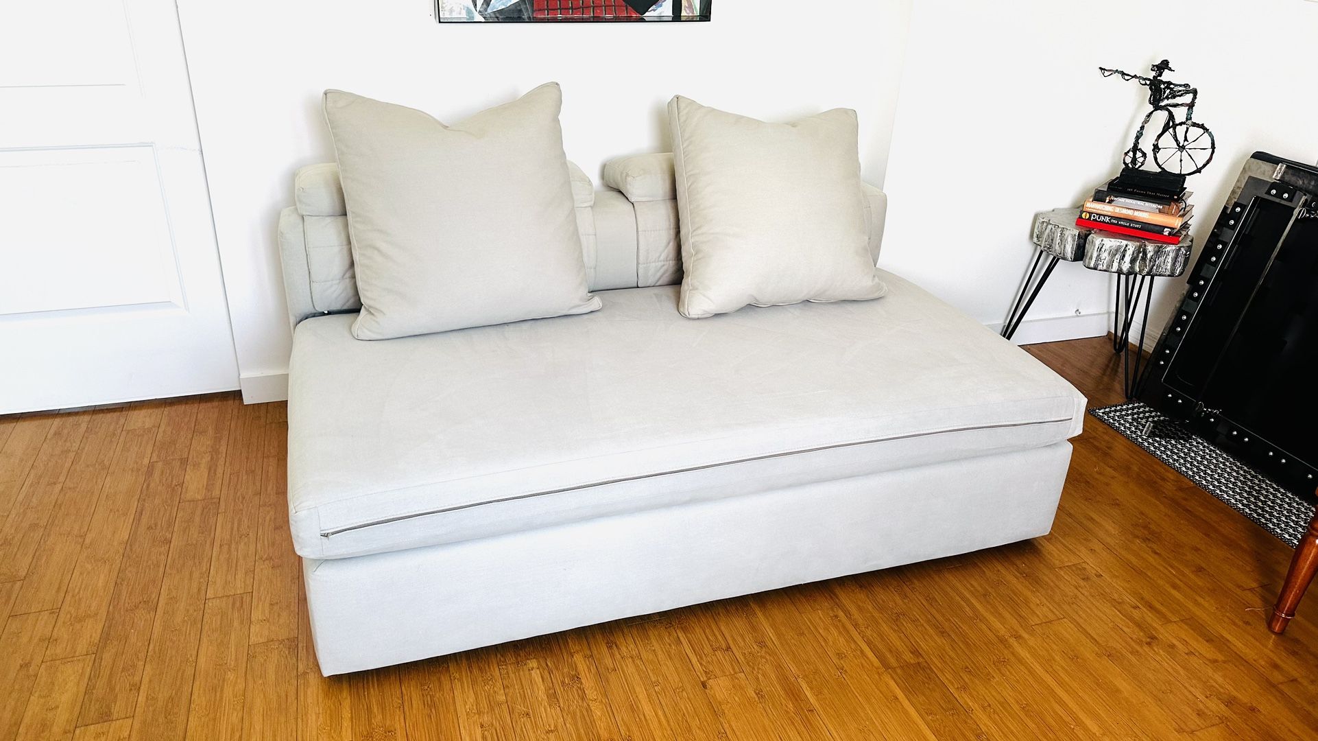Crate& Barrel Couch for Sale in Miami Beach, FL - OfferUp