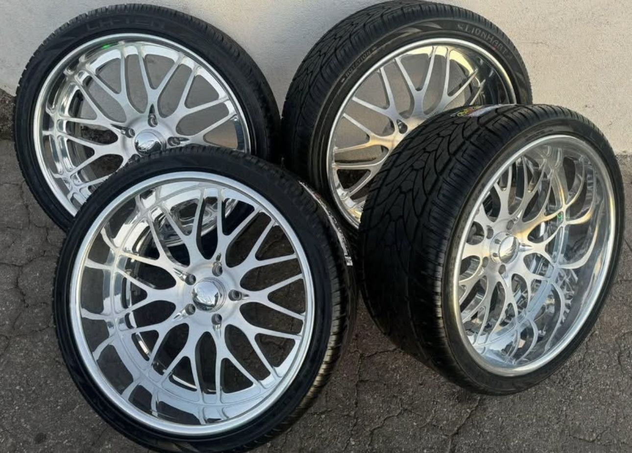 Intro Id 313 Staggered 22x9 - 22x11 With 265/35/22 - 335/25/22 Tires ...