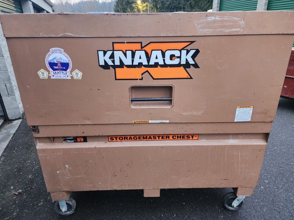 Steel Jobsite Storage Piano Box KNAACK MODEL 89 STORAGEMASTER PIANO BOX ...