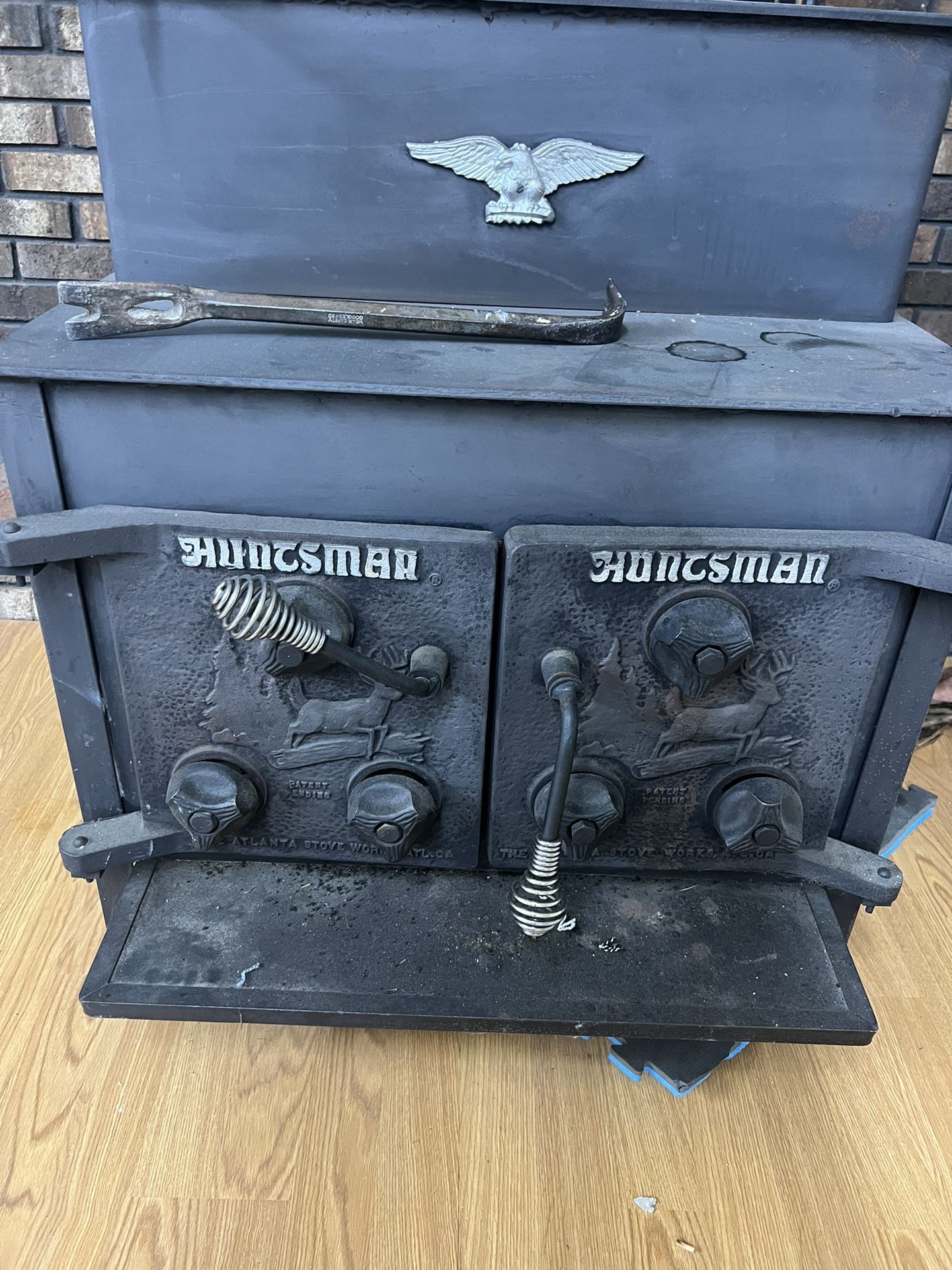 Cast Iron Wood Burning Heater Made By Atlanta Stove Works The Huntsman ...