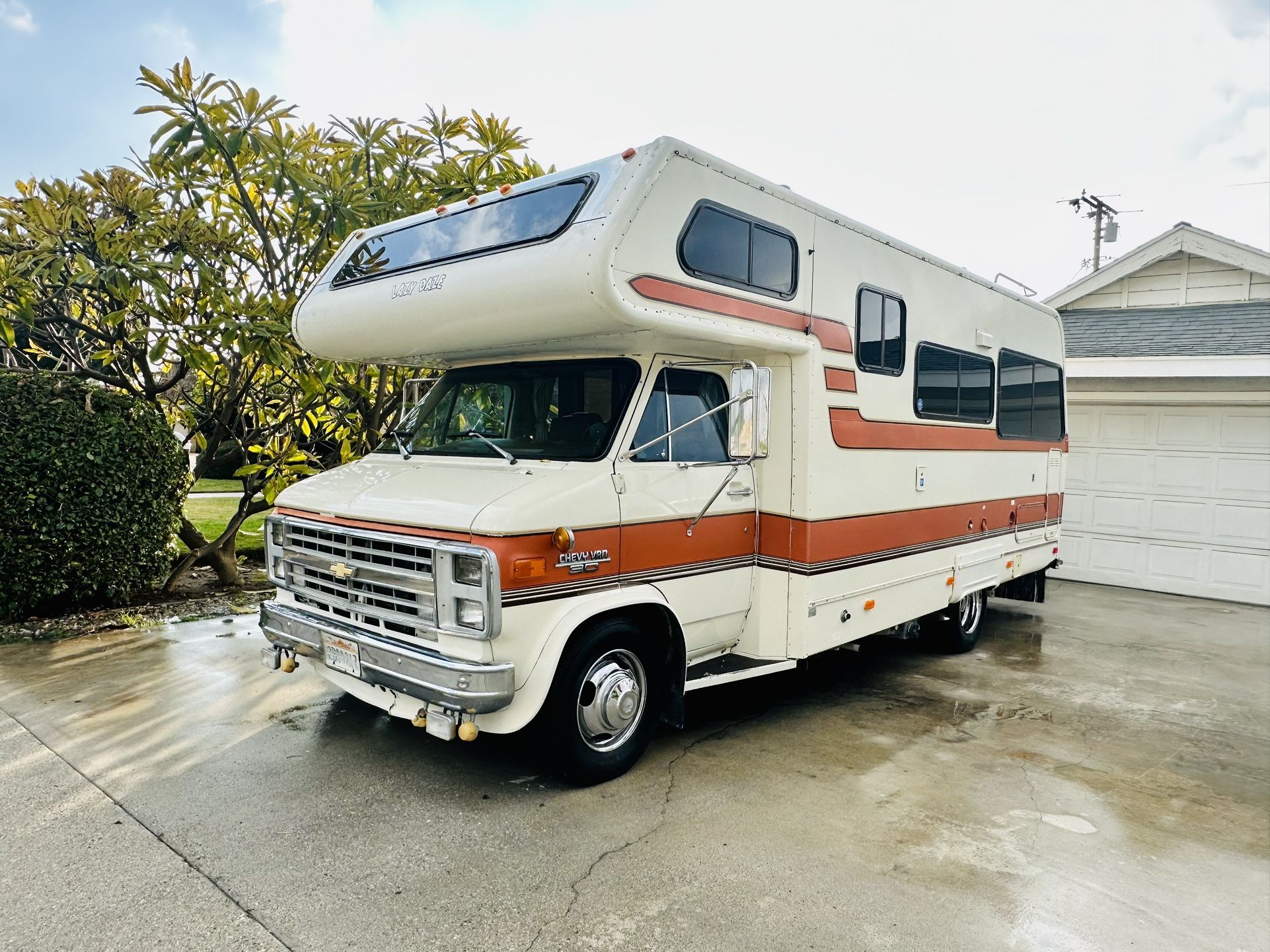 1985’ Chevrolet LAZY-DAZE Class-C… Motorhome, 22’ft !! Sleeps 4-5… Roof A/c. !! Full Length ...