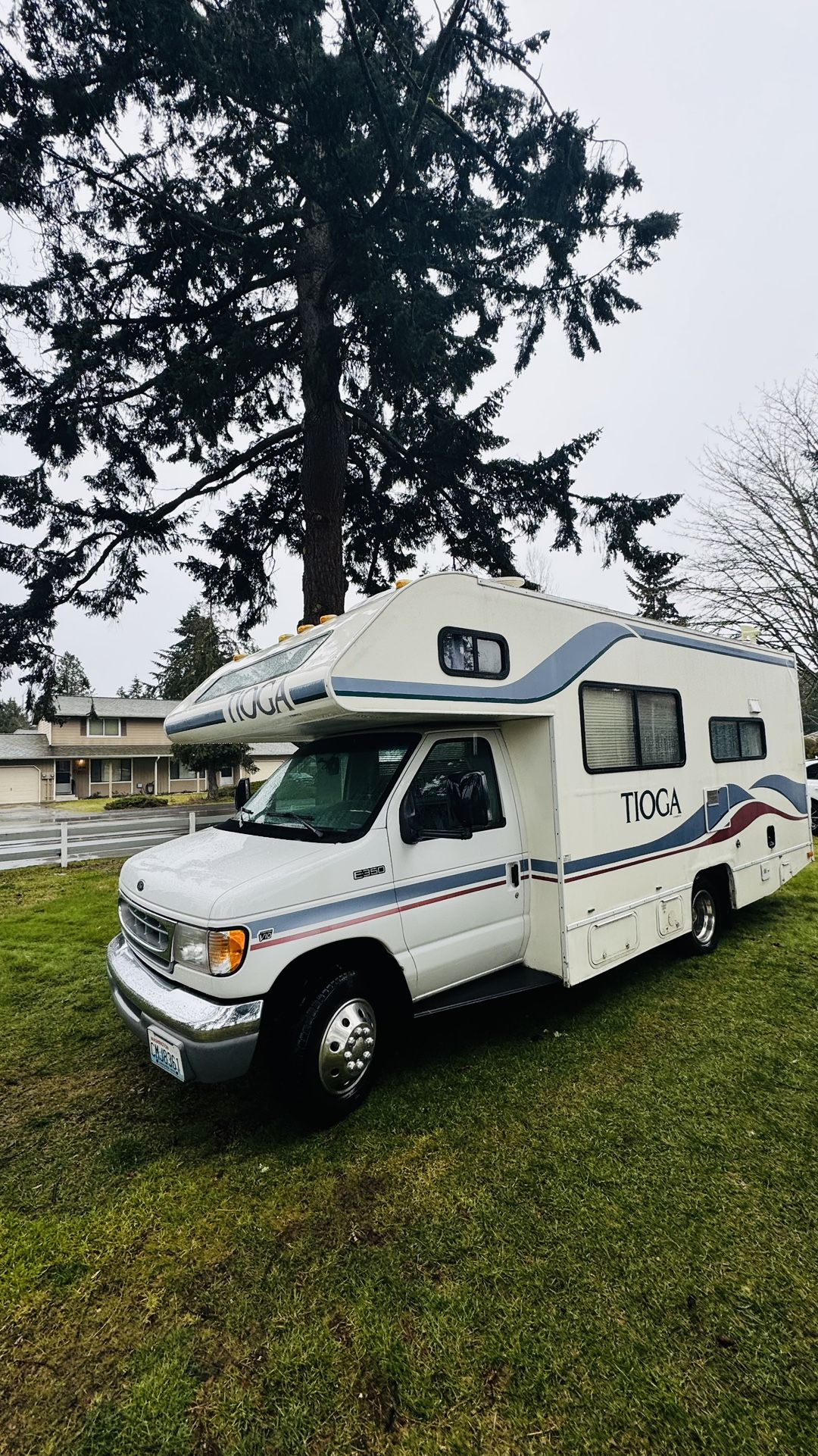 Motorhome Ford E350 Tioga 2000 for Sale in Tacoma, WA - OfferUp