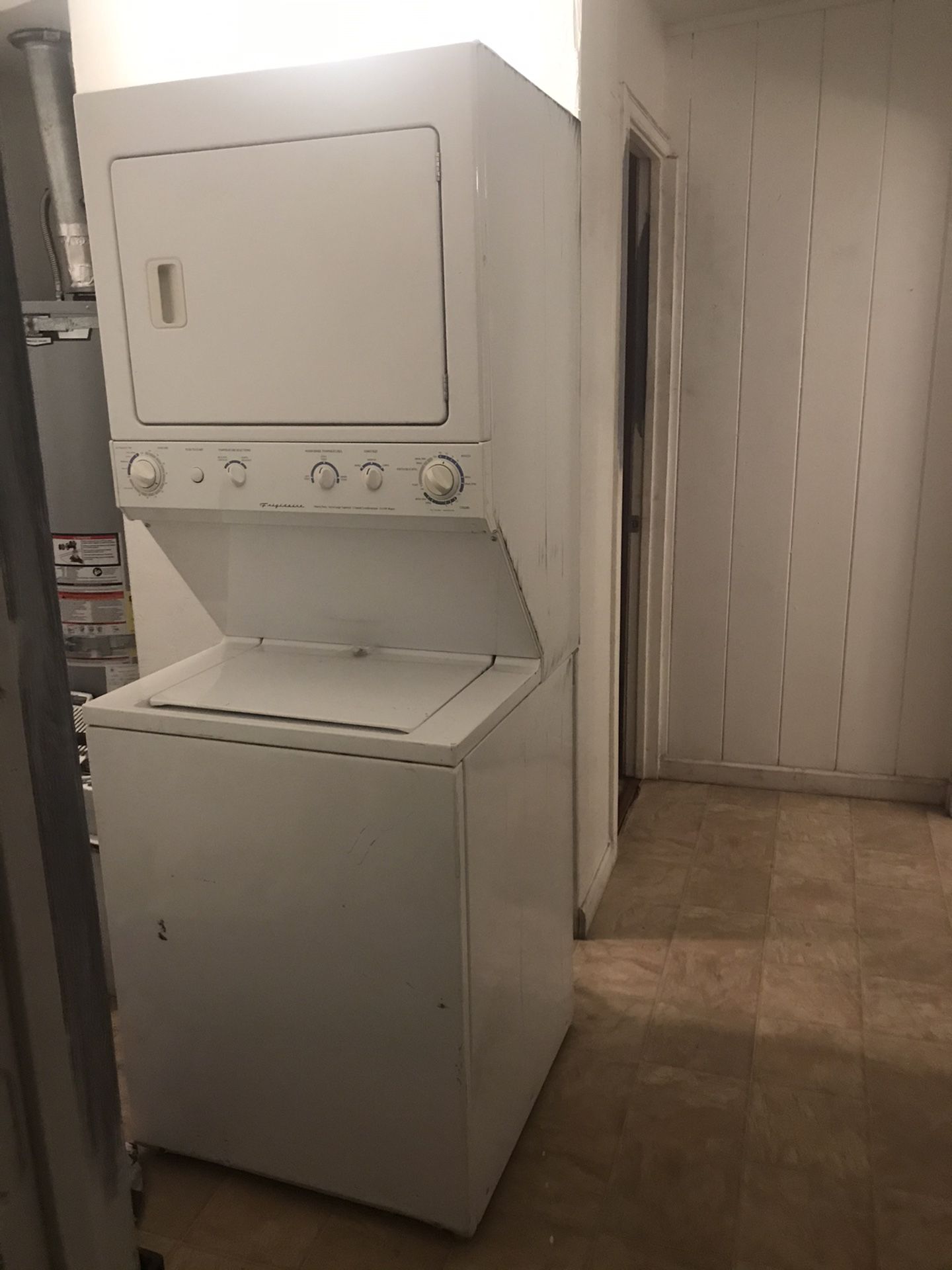 Frigidaire stackable washer and dryer for Sale in El Cajon, CA - OfferUp