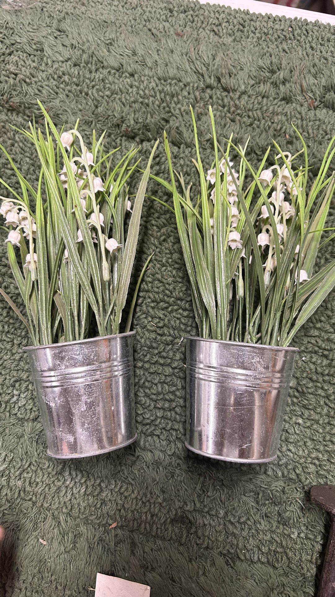 artificial plants/ Farmhouse/ Galvanized/decor for Sale in Moreno ...