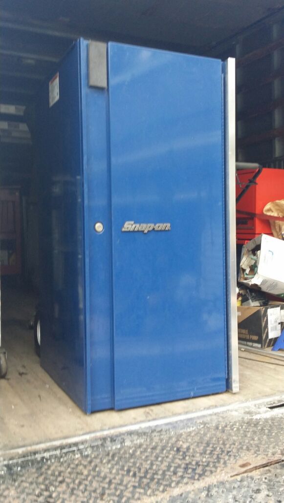 Snap on toolbox locker, docker, cart storage for Sale in Gurnee, IL ...