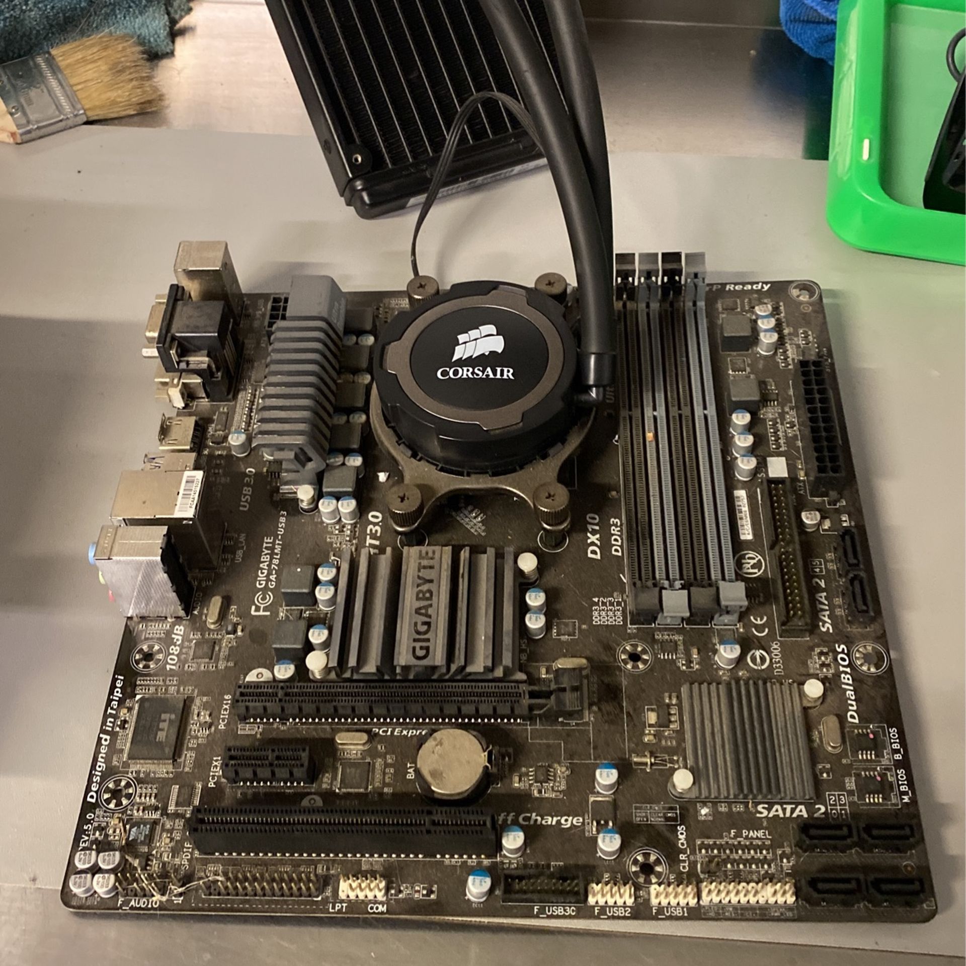 pc liquid cooler corsair And Mother Board Dx10 Am3+ for Sale in Chula ...