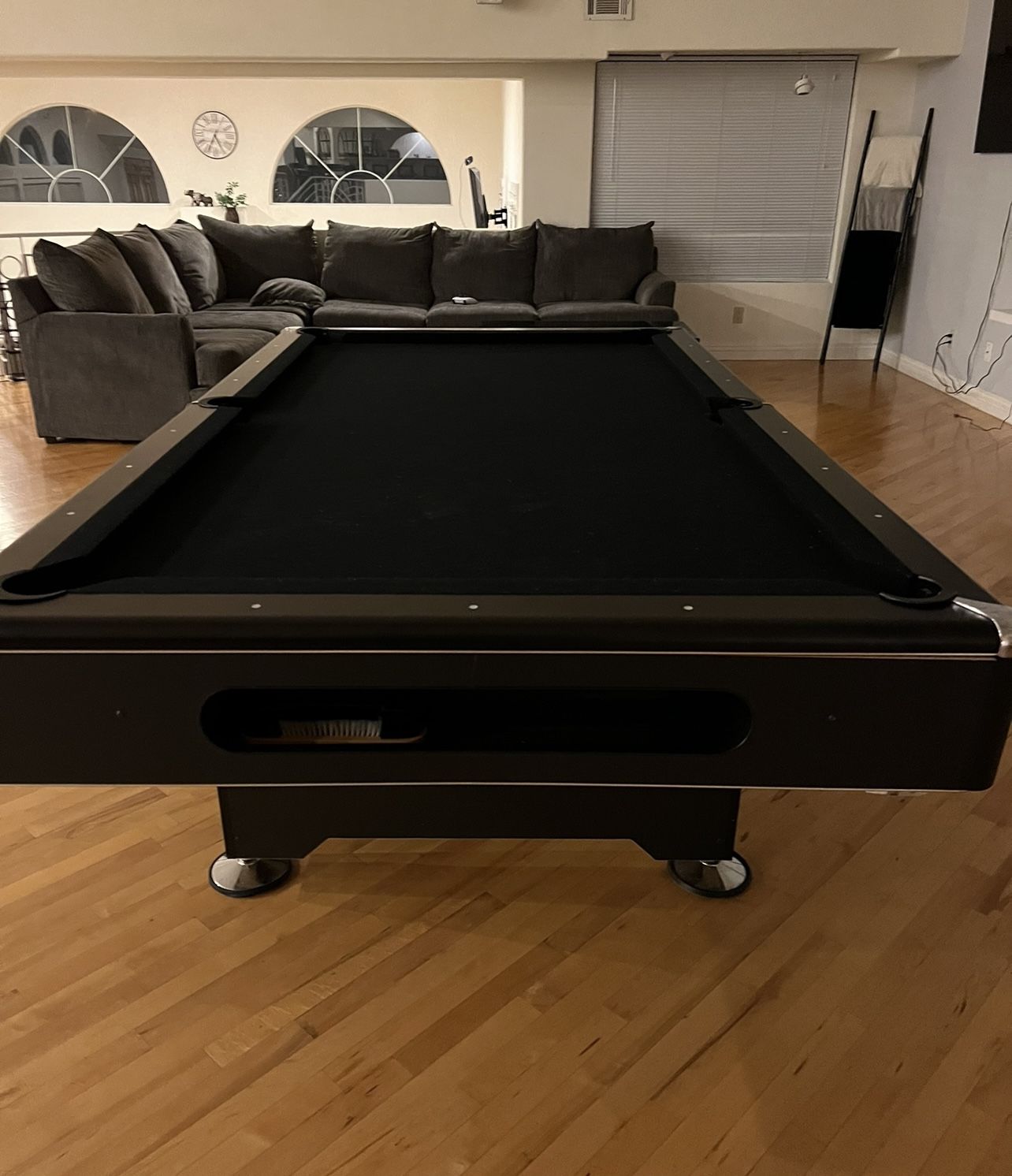 POOL TABLE BLACK ON BLACK for Sale in Las Vegas, NV - OfferUp