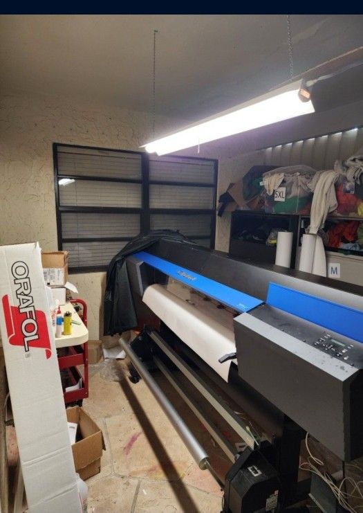 Roland TrueVis VG-540 Printer/Cutter 54” With Take-Up Unit for Sale in ...