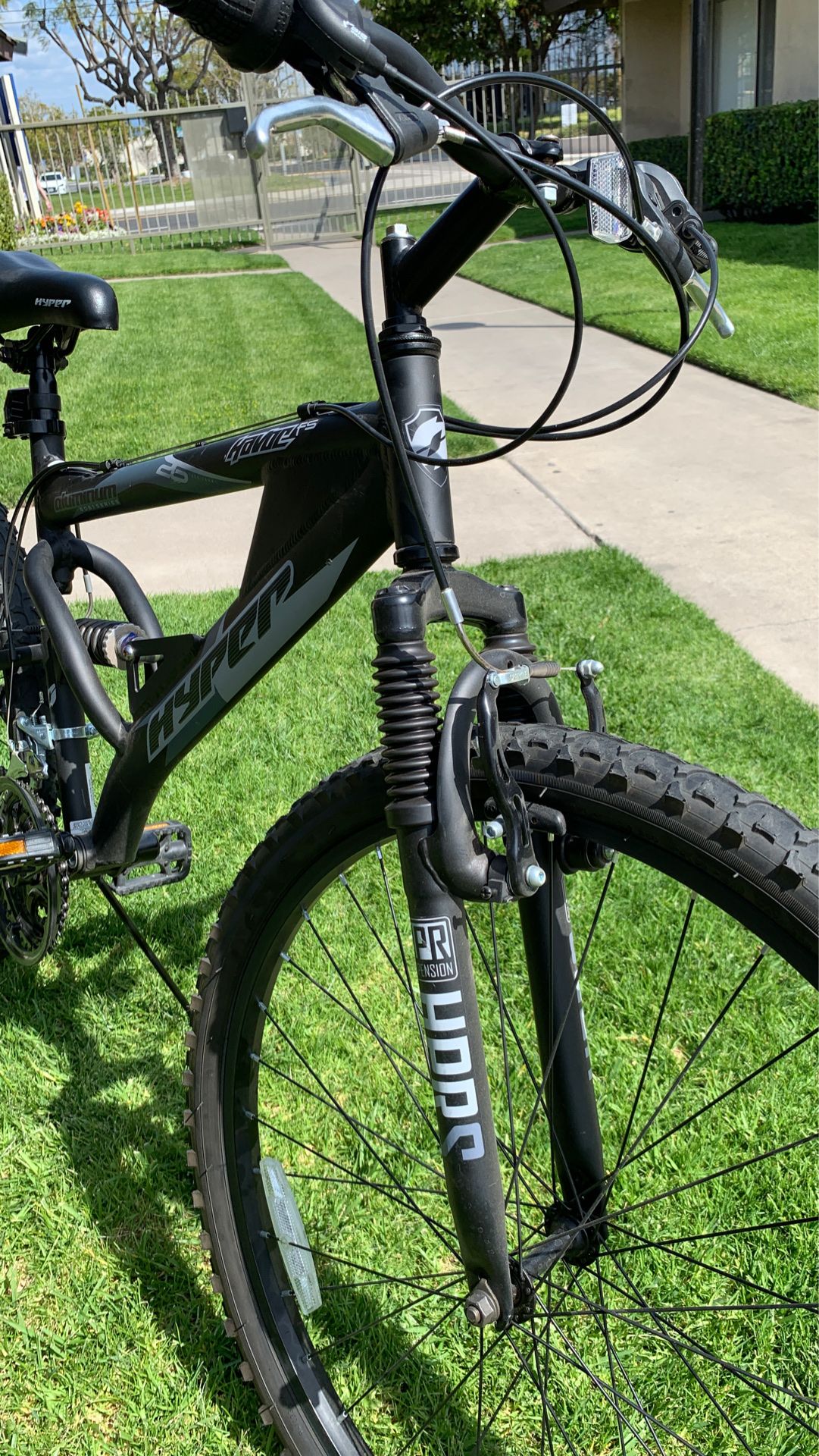 Hyper Havoc Mountain Bike for Sale in Garden Grove, CA - OfferUp