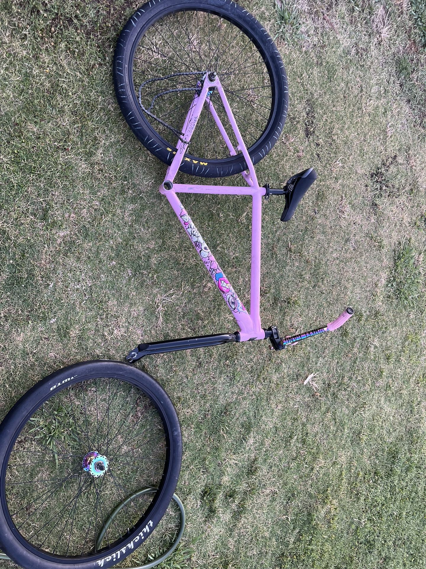 Pink Chad 29er for Sale in Bakersfield, CA - OfferUp