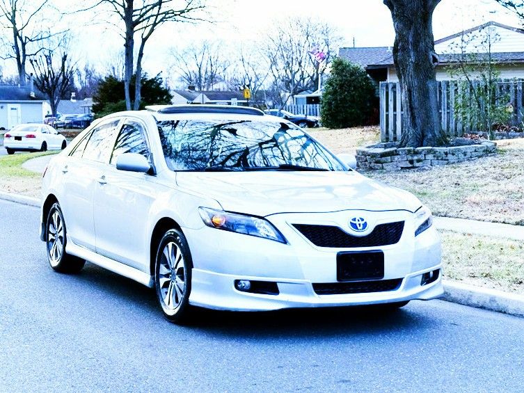 20 07 Toy ota Ca mry SE for Sale in Tacoma, WA - OfferUp