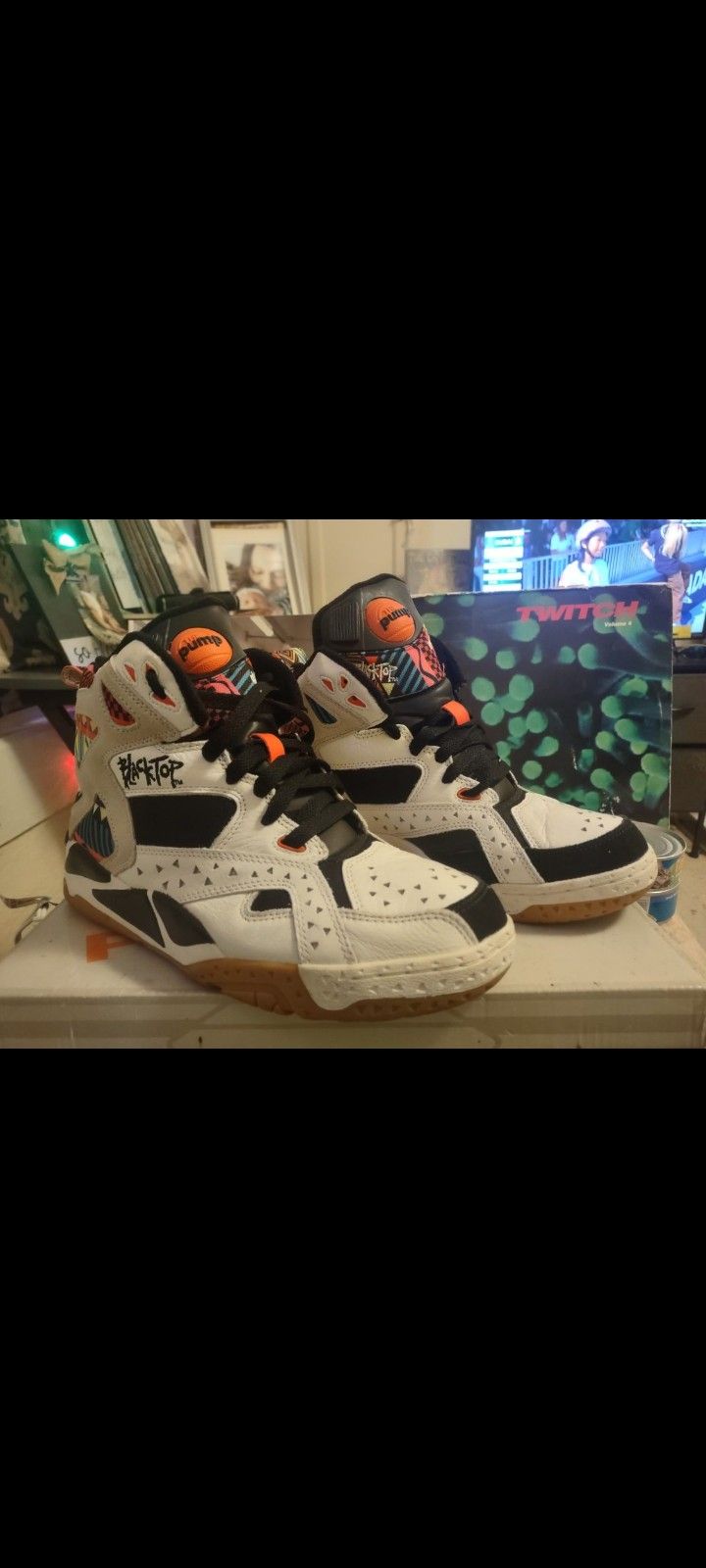 REEBOK PUMP BATTLEGROUND AZTEC SHOES! IN BOX! for Sale in San Antonio ...