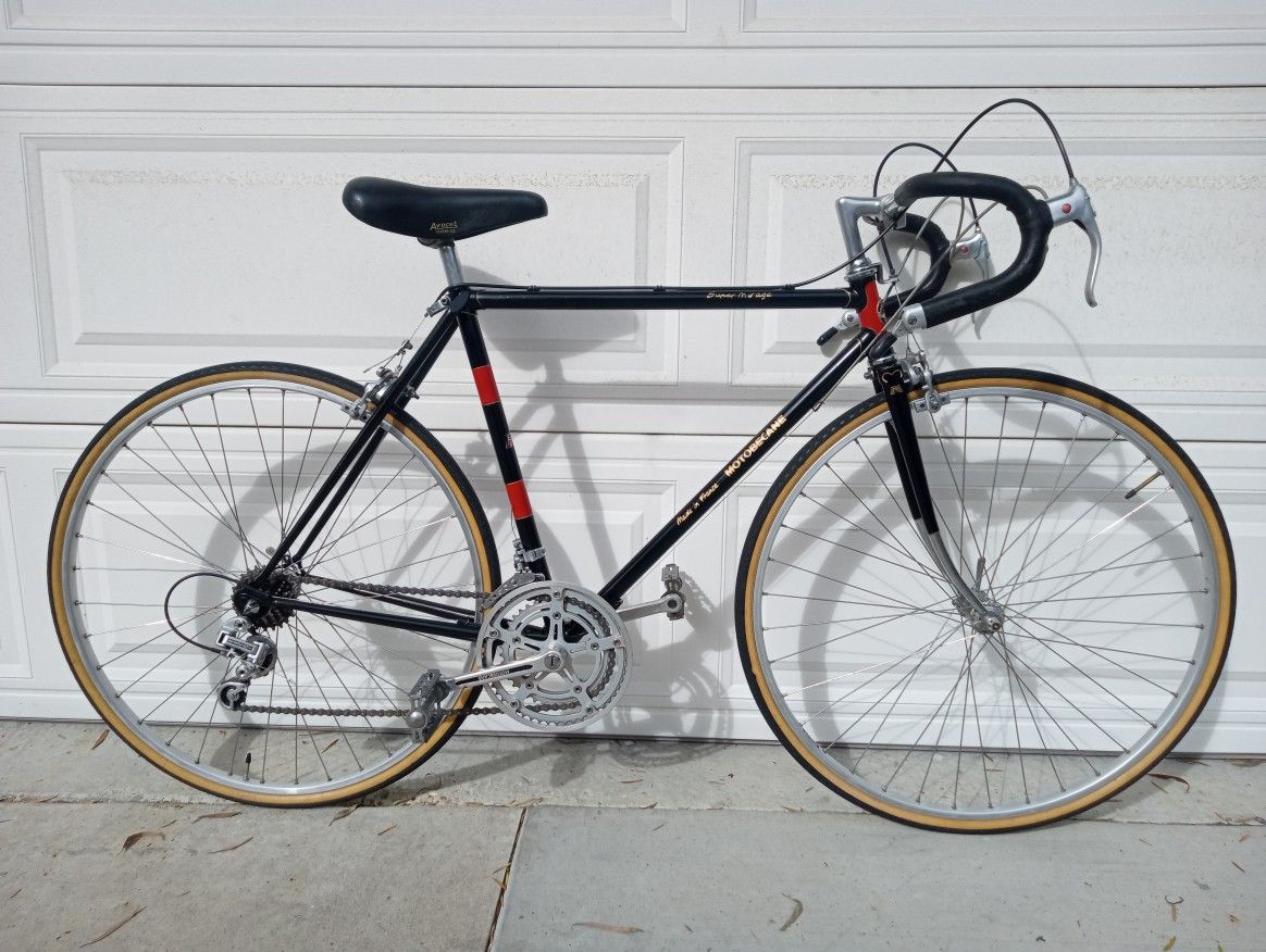 Vintage Motobecane Super Mirage Road Bike 54cm Beauty for Sale in Ventura, CA - OfferUp