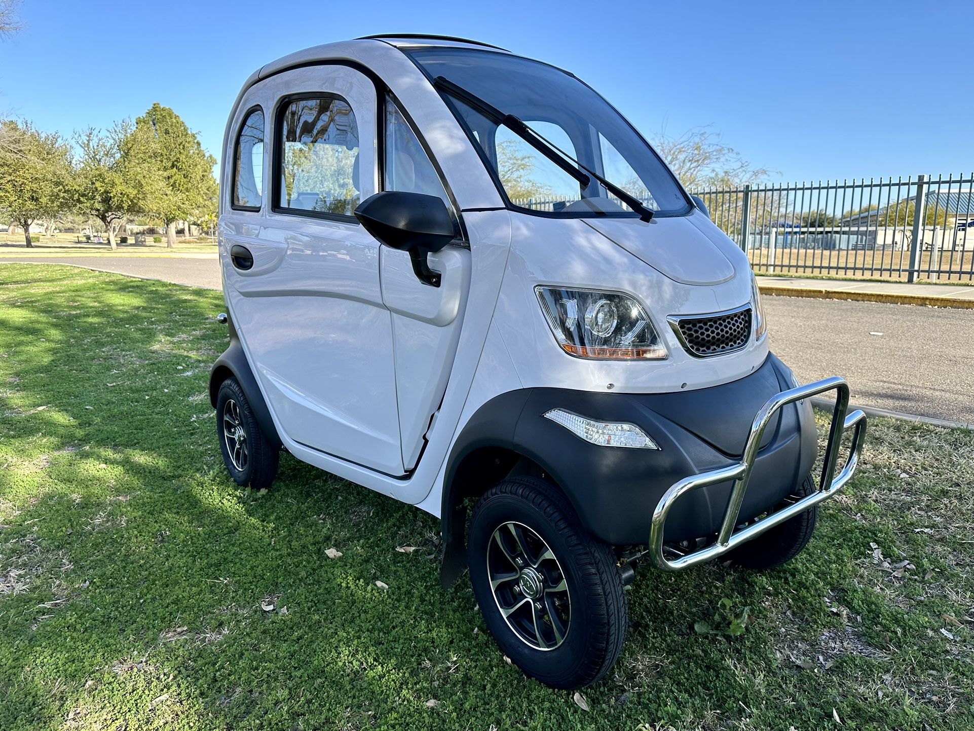 2020 LTH E Runner Mobility Scooter Car for Sale in Mesa, AZ - OfferUp