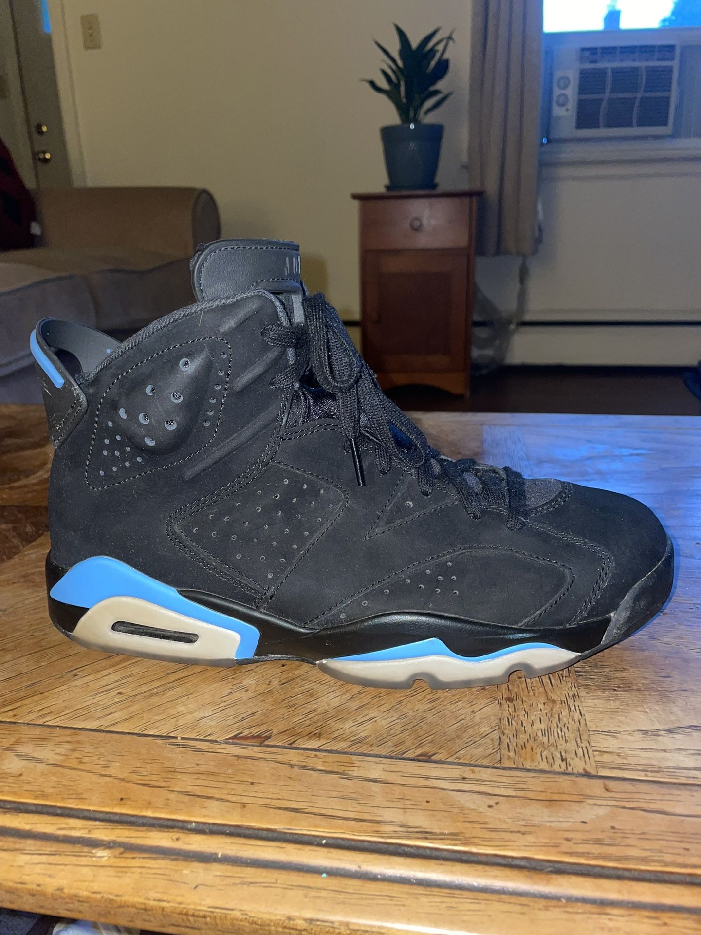 Air Jordan Retro 6 for Sale in Waterford, CT - OfferUp