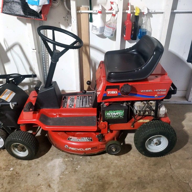 1998 Toro 8-25 Riding Lawn Mower for Sale in Wheaton, IL - OfferUp