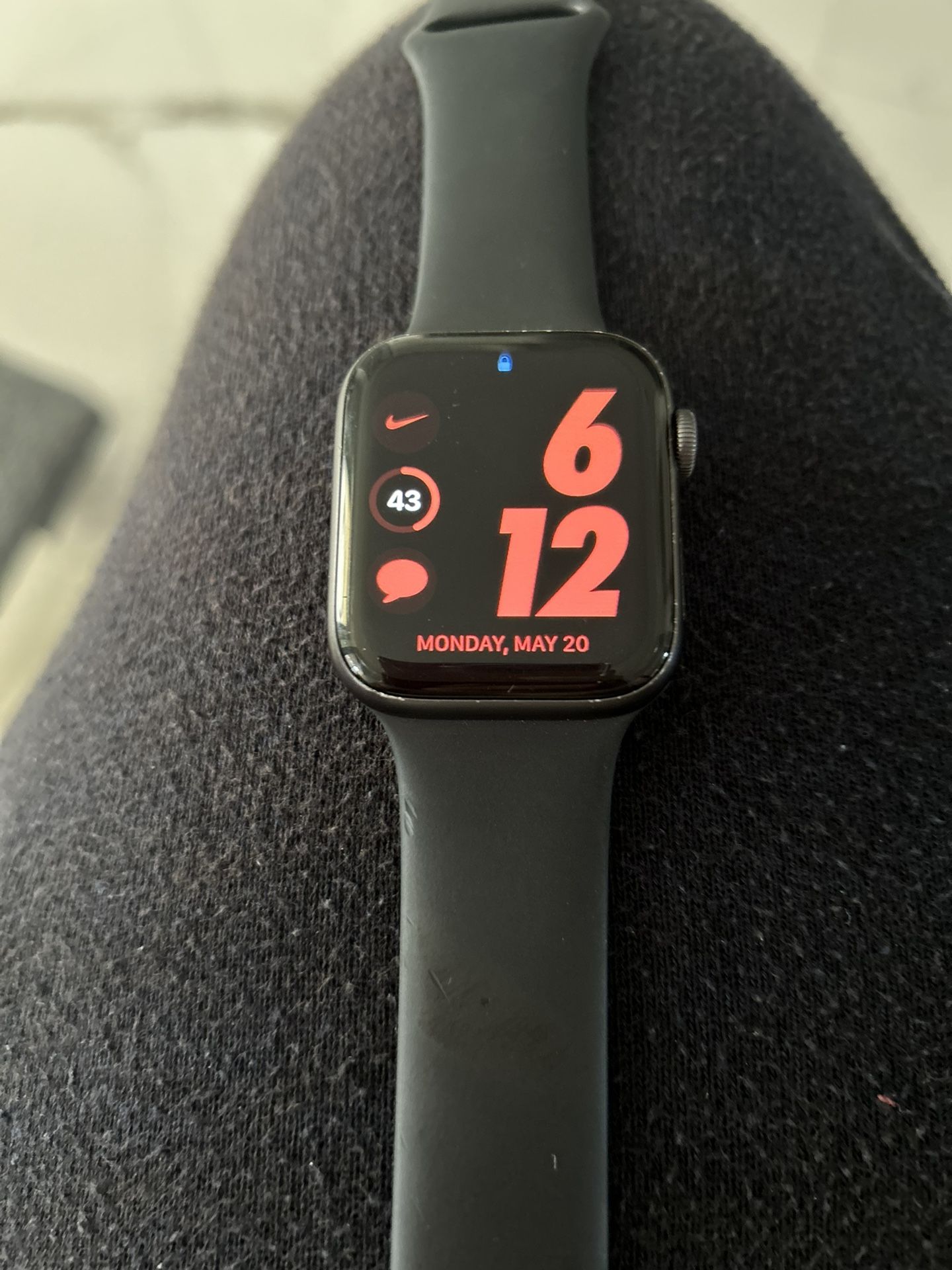APPLE WATCH SERIES 5 for Sale in Miami, FL - OfferUp